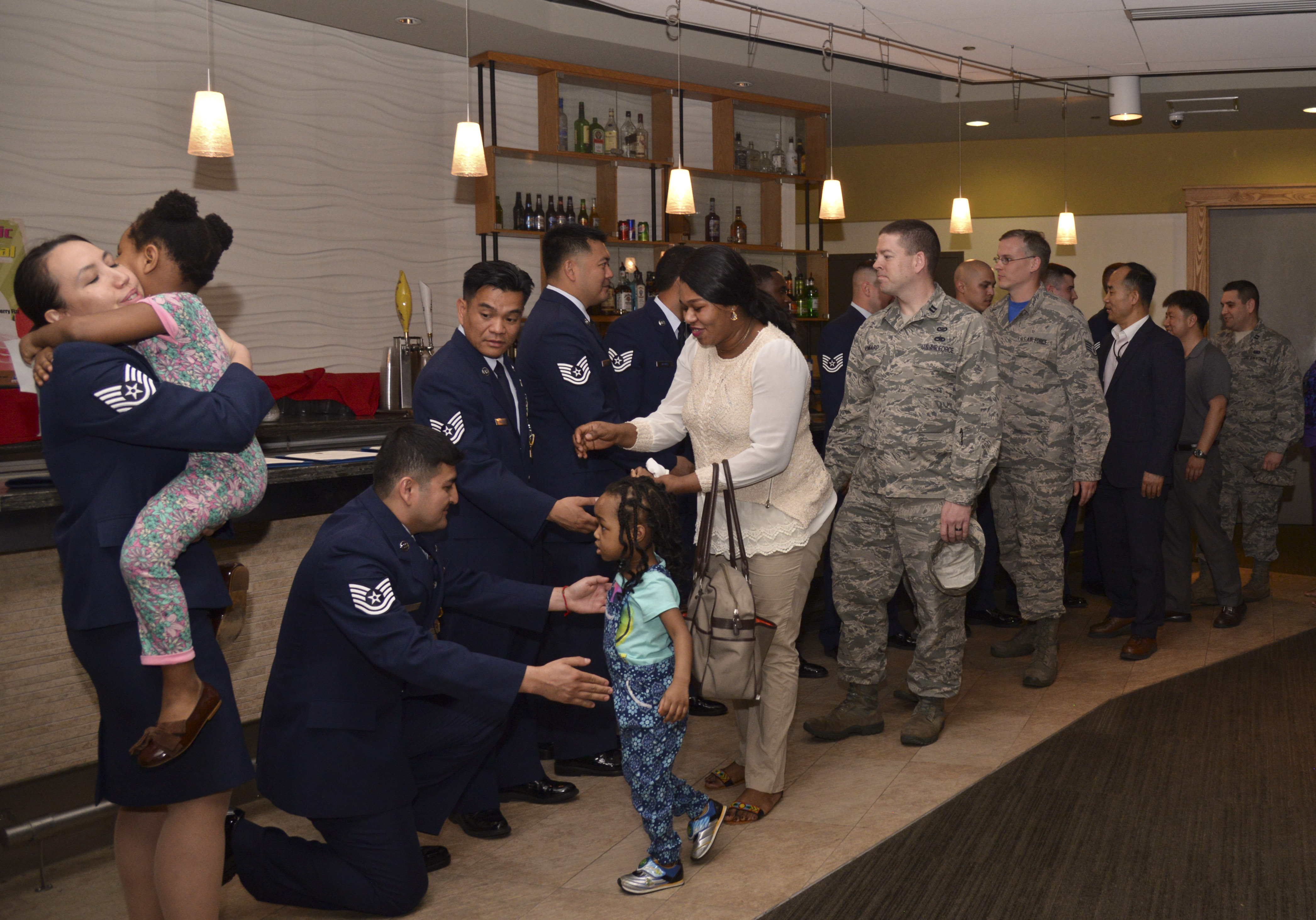 Airmen, Soldiers receive recognition for heroic acts during building ...