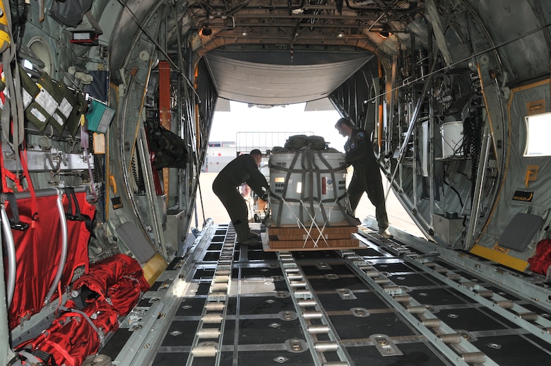 Building the Crew - Loadmasters > 120th Airlift Wing > Article Display