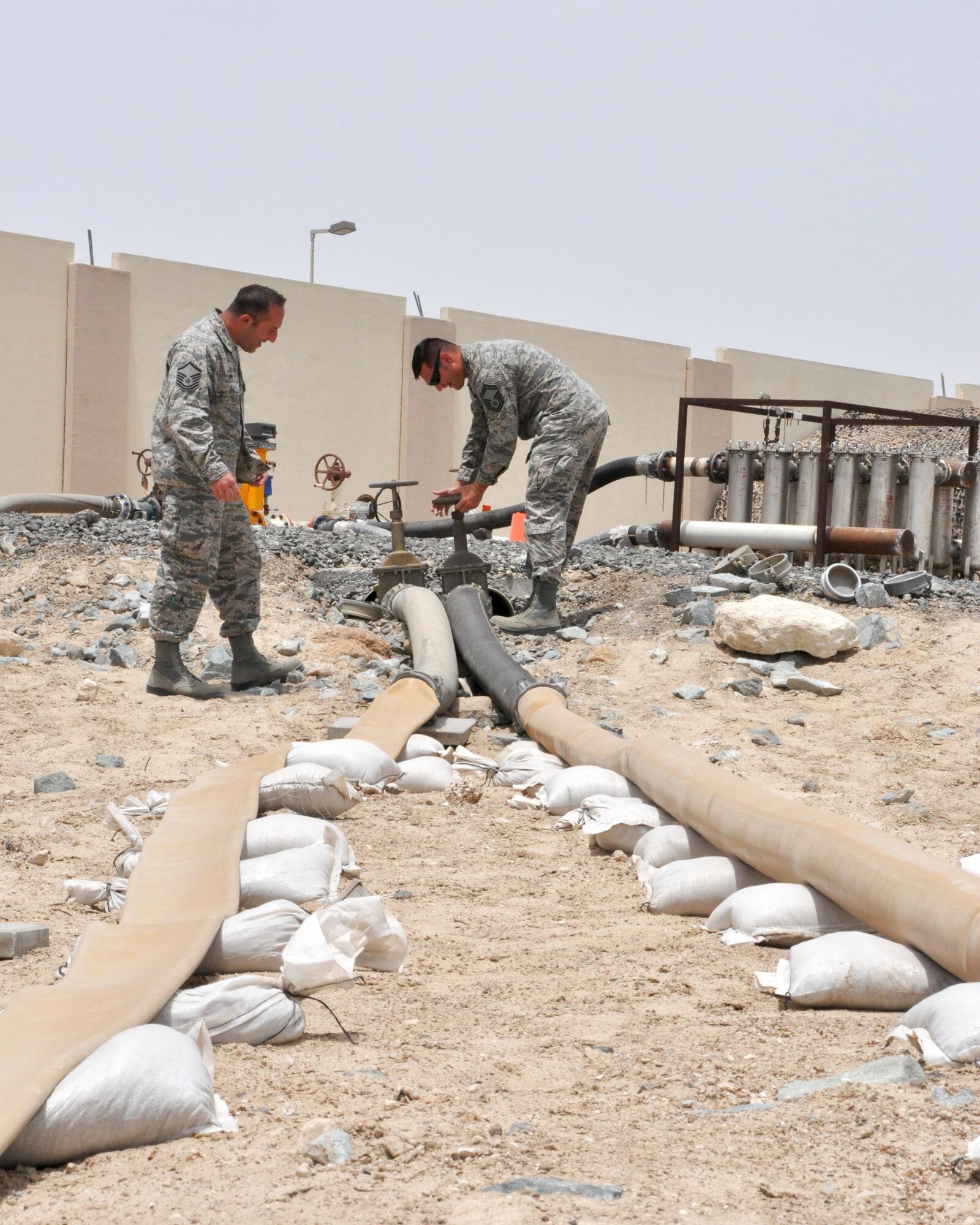 Fueling the fight with efficiency > U.S. Air Forces Central > 380AEW ...