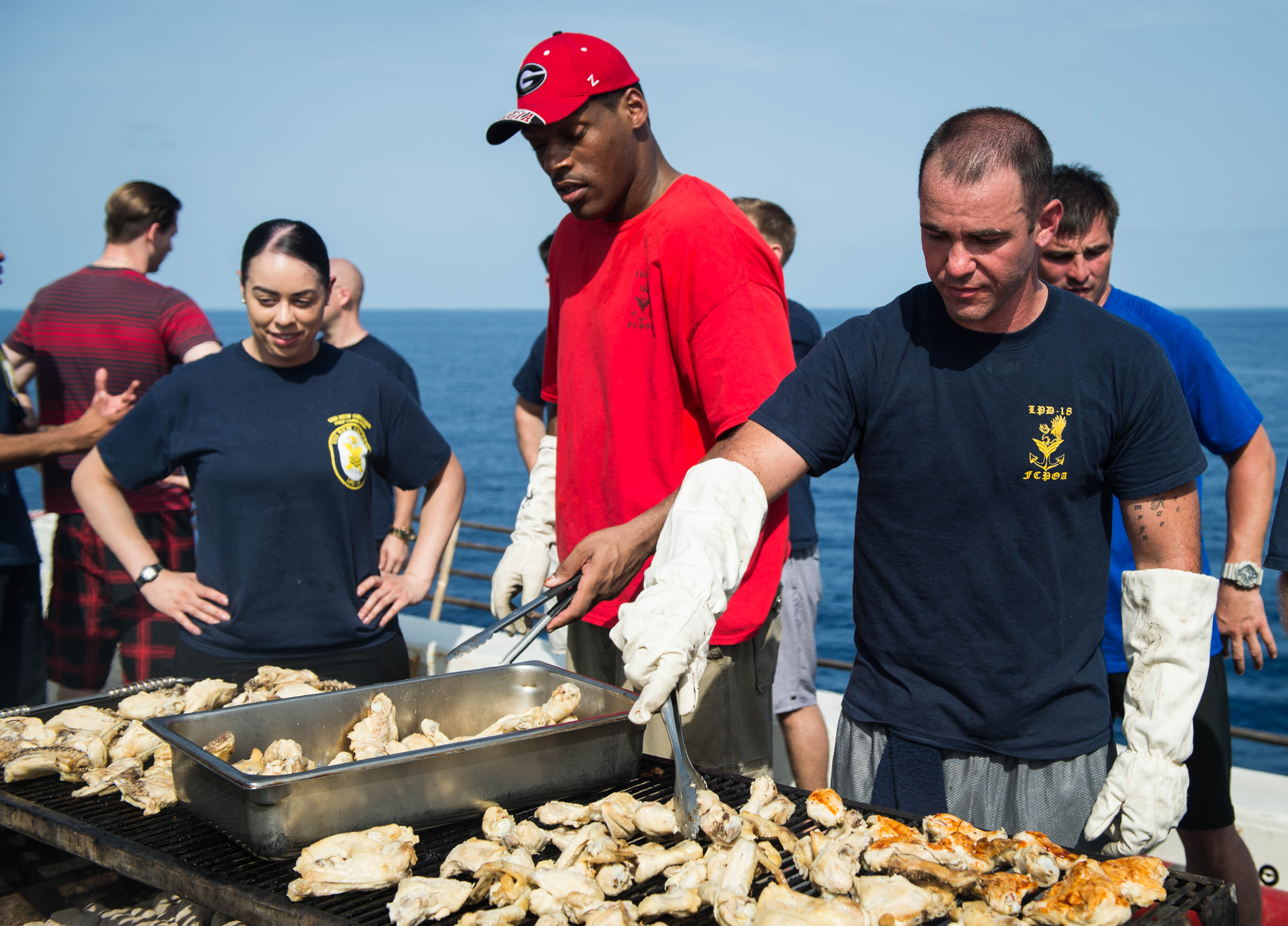 USS New Orleans Hosts Steel Beach Picnic > United States Navy > News ...