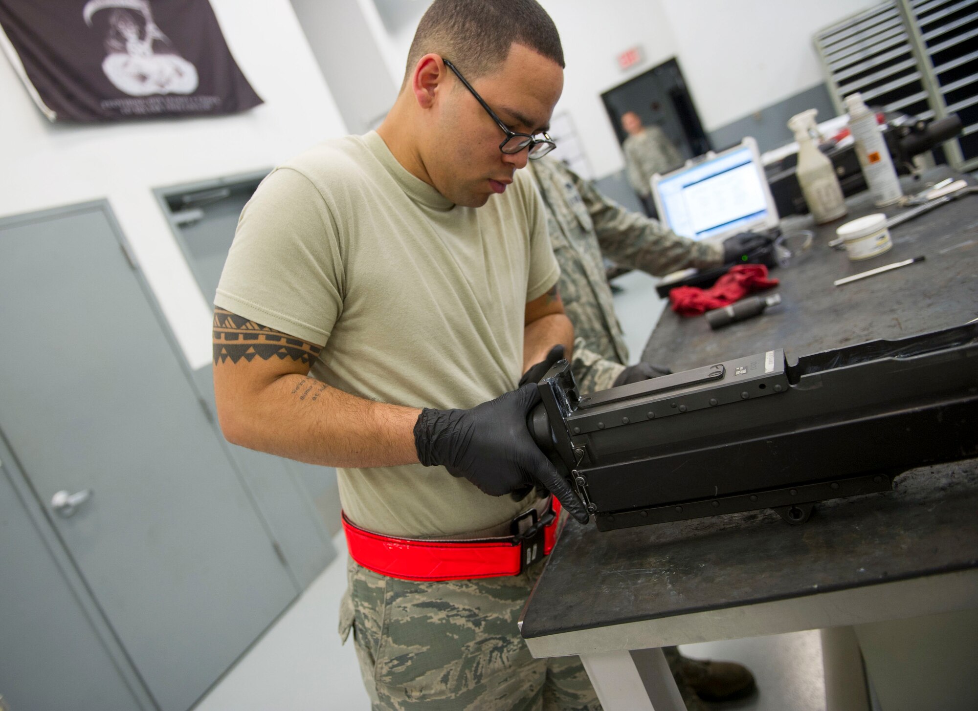 Weapons load crew Airmen perform inspections > Hurlburt Field > Article ...