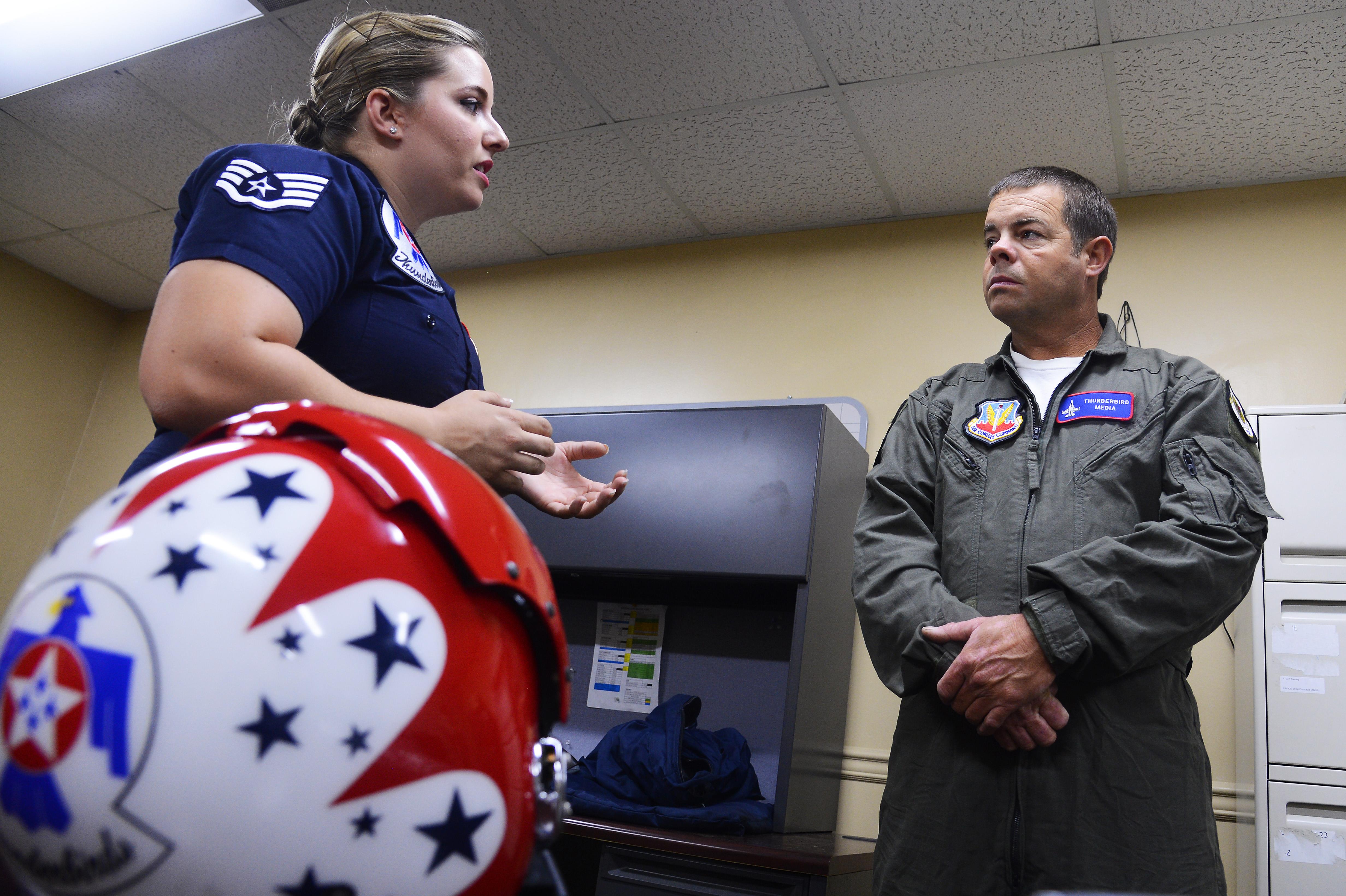 Thunderbirds fly hometown hero