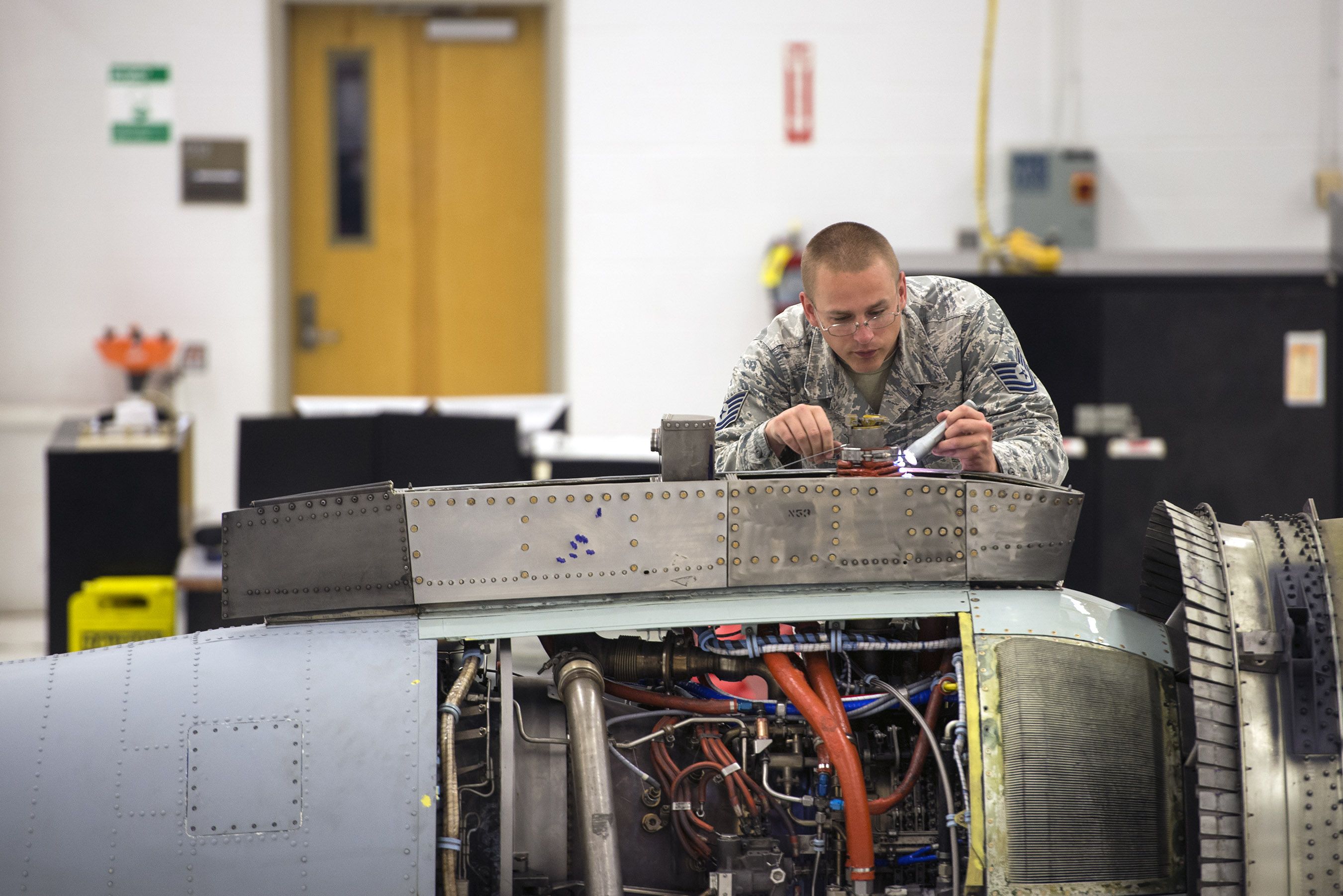 Assuring aircraft excellence: QA gives the 'A-OK' > Moody Air Force ...