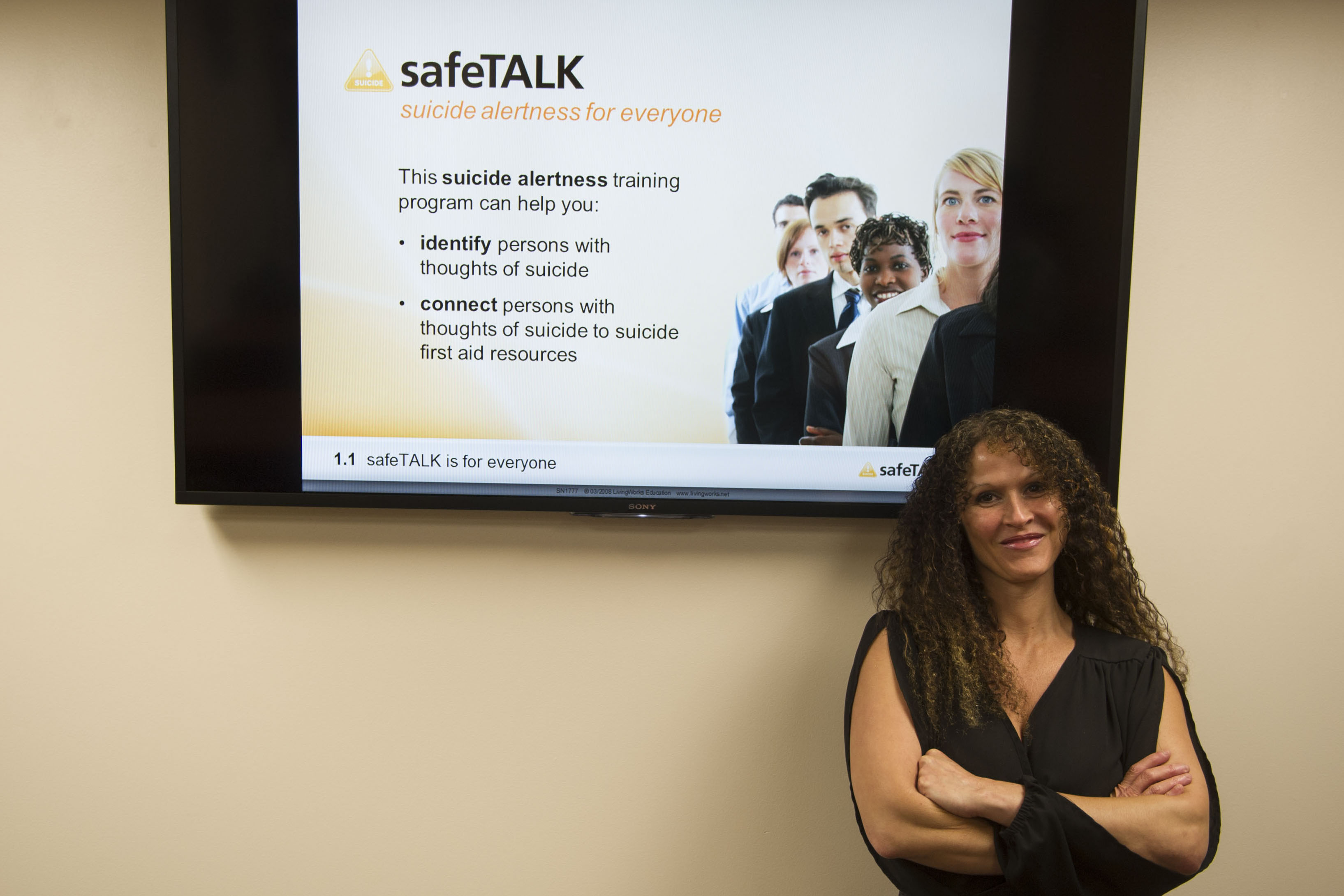 Taking steps to make the safeTALK > Hurlburt Field > Display