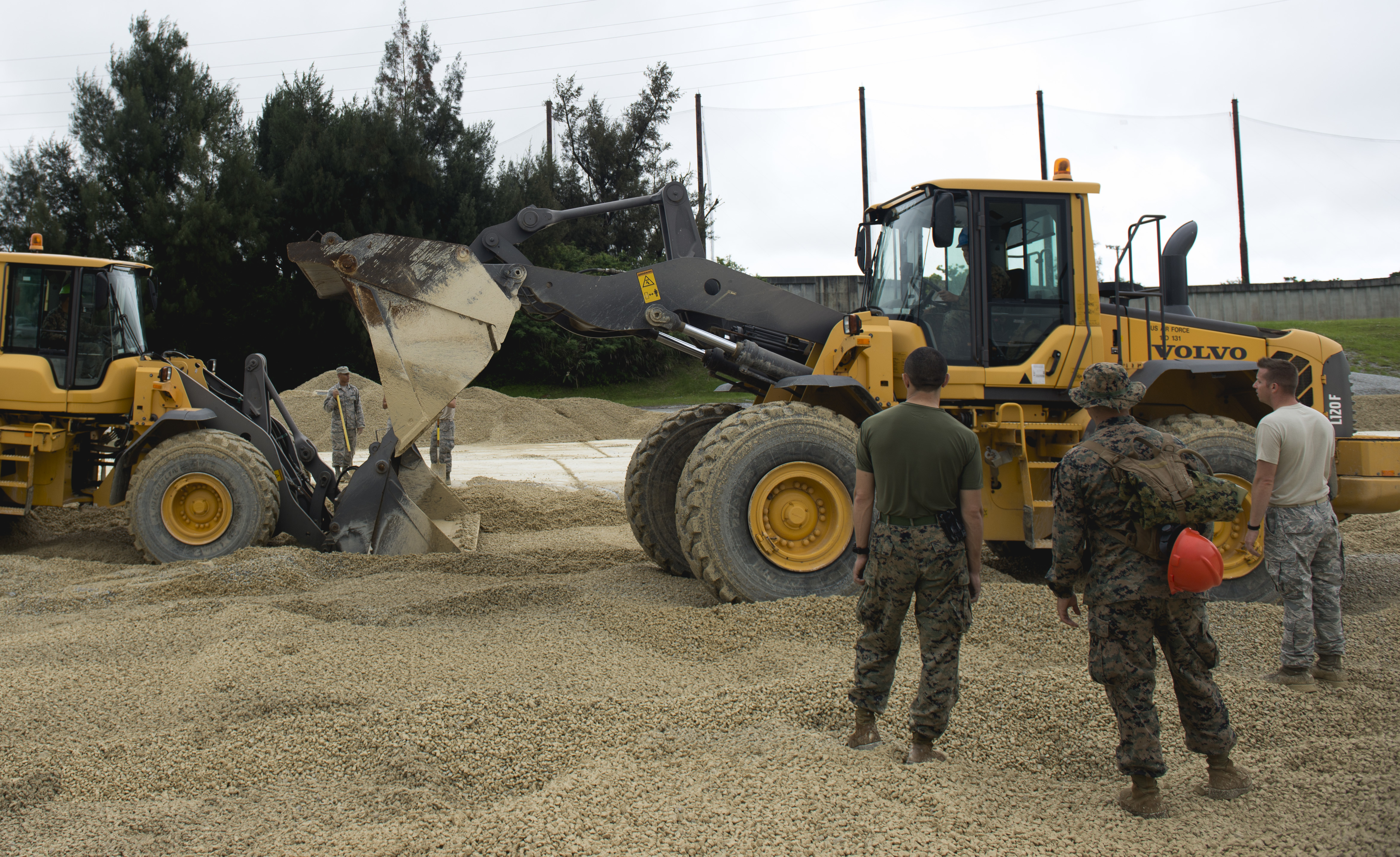 Closing the gap: Airmen, Marines and Sailors practice Air Field Damage ...