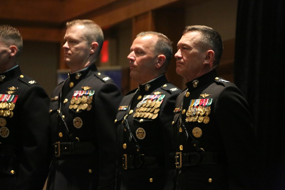 Young aviators join community after receiving golden wings > 2nd Marine ...