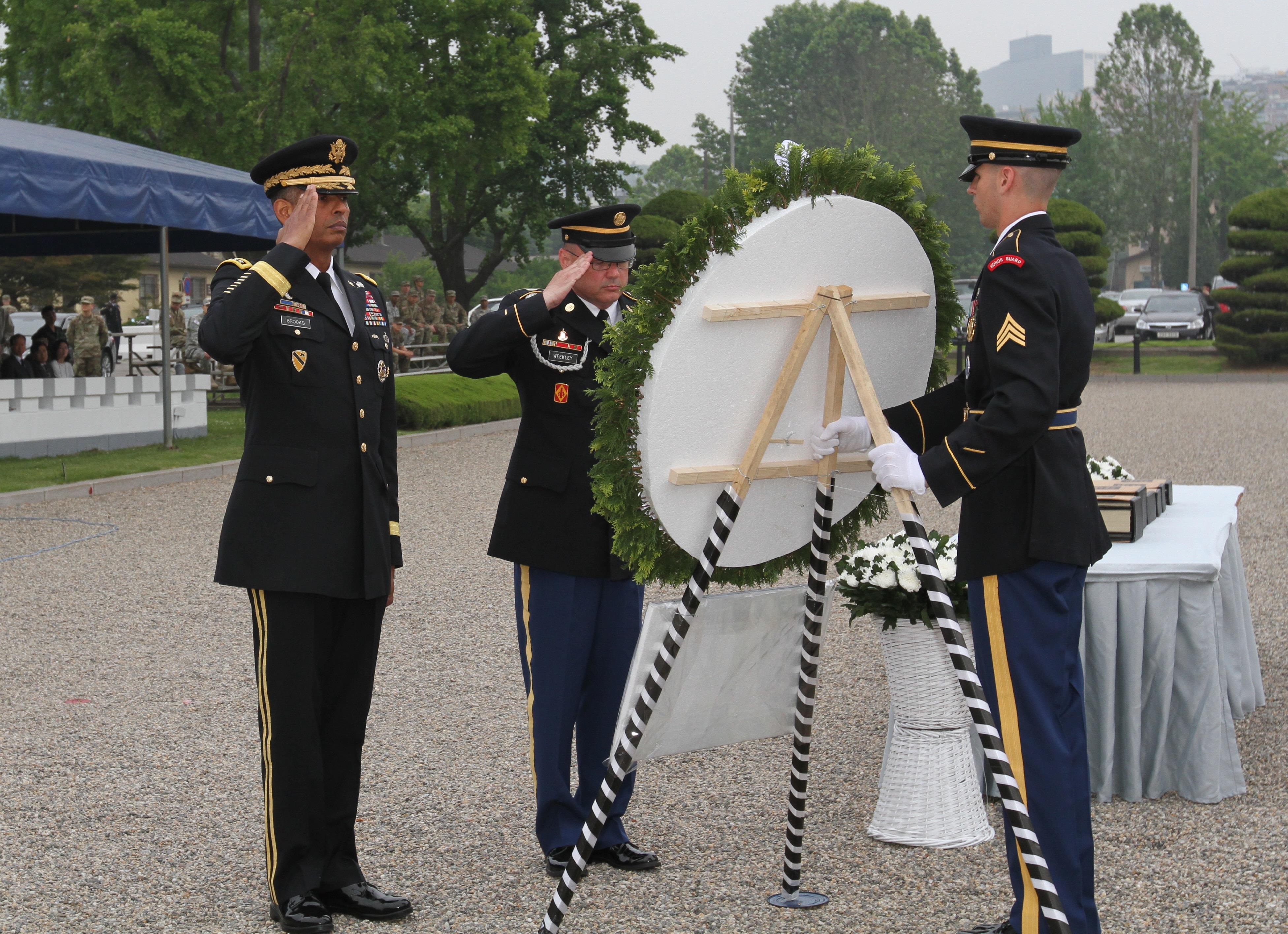 Memorial Day Ceremony 2016