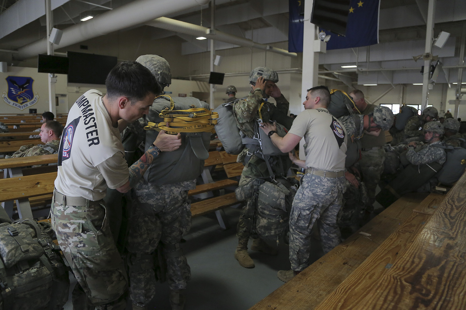 JBER units conduct Joint Airborne and Air Transportability Training ...