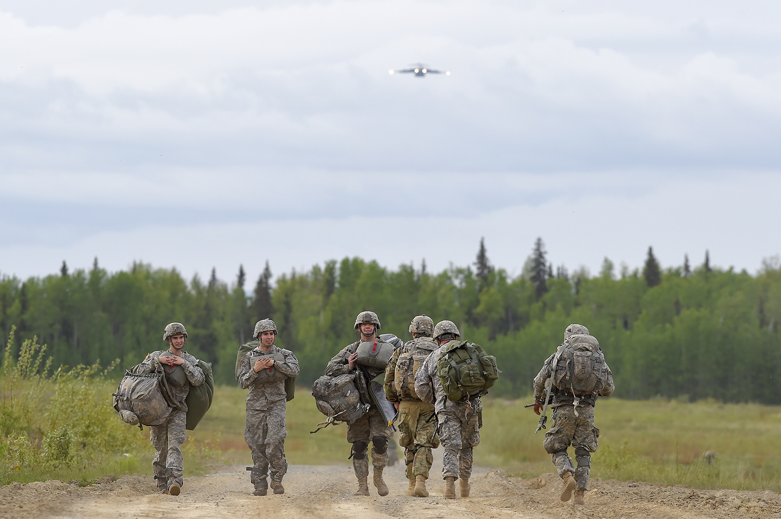 JBER units conduct Joint Airborne and Air Transportability Training ...