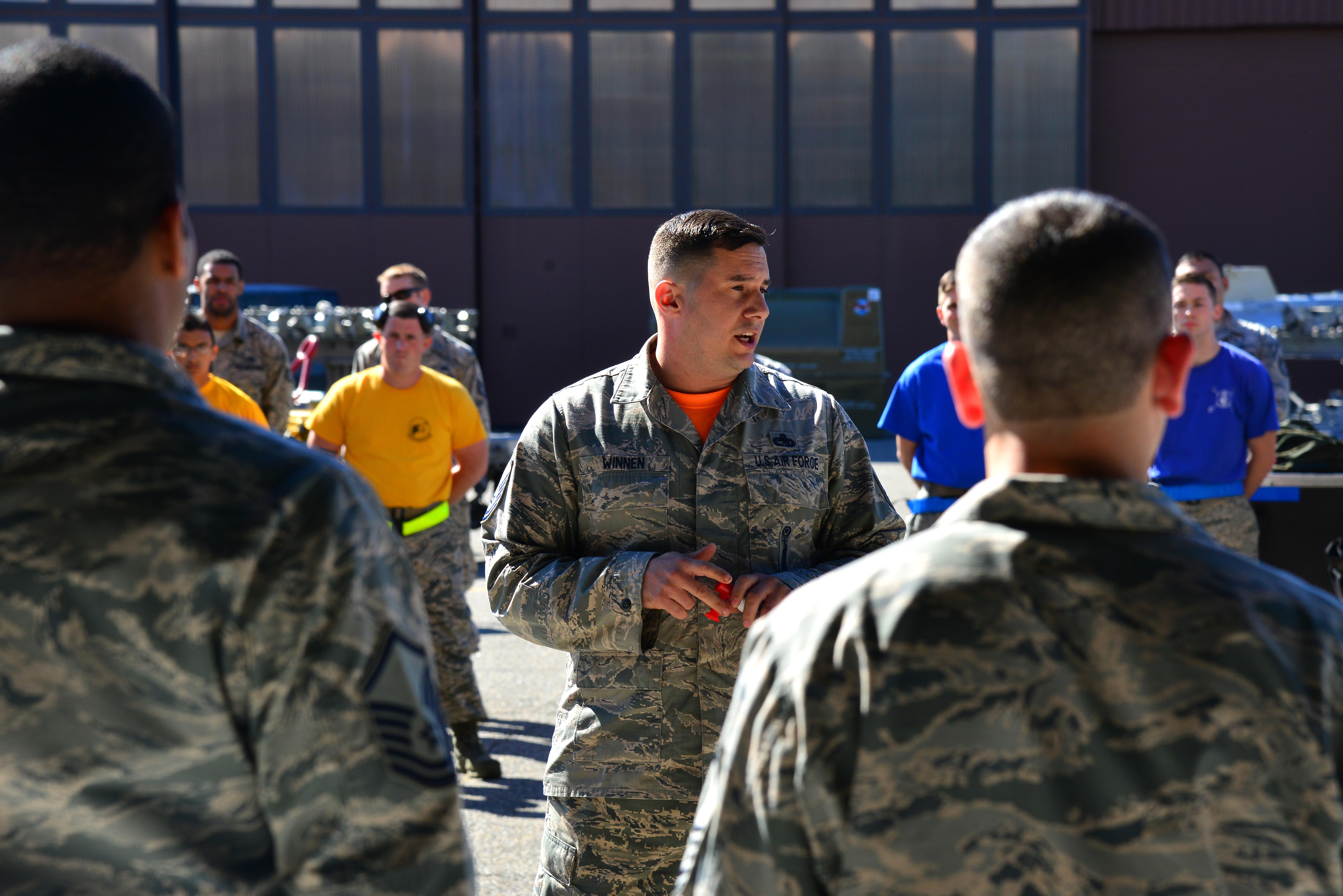 Load crew competition challenges maintainers > Joint Base Langley ...