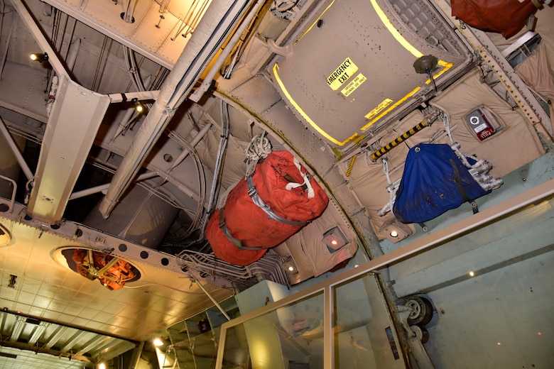 Lockheed C-141C Starlifter "Hanoi Taxi" > National Museum of the United ...