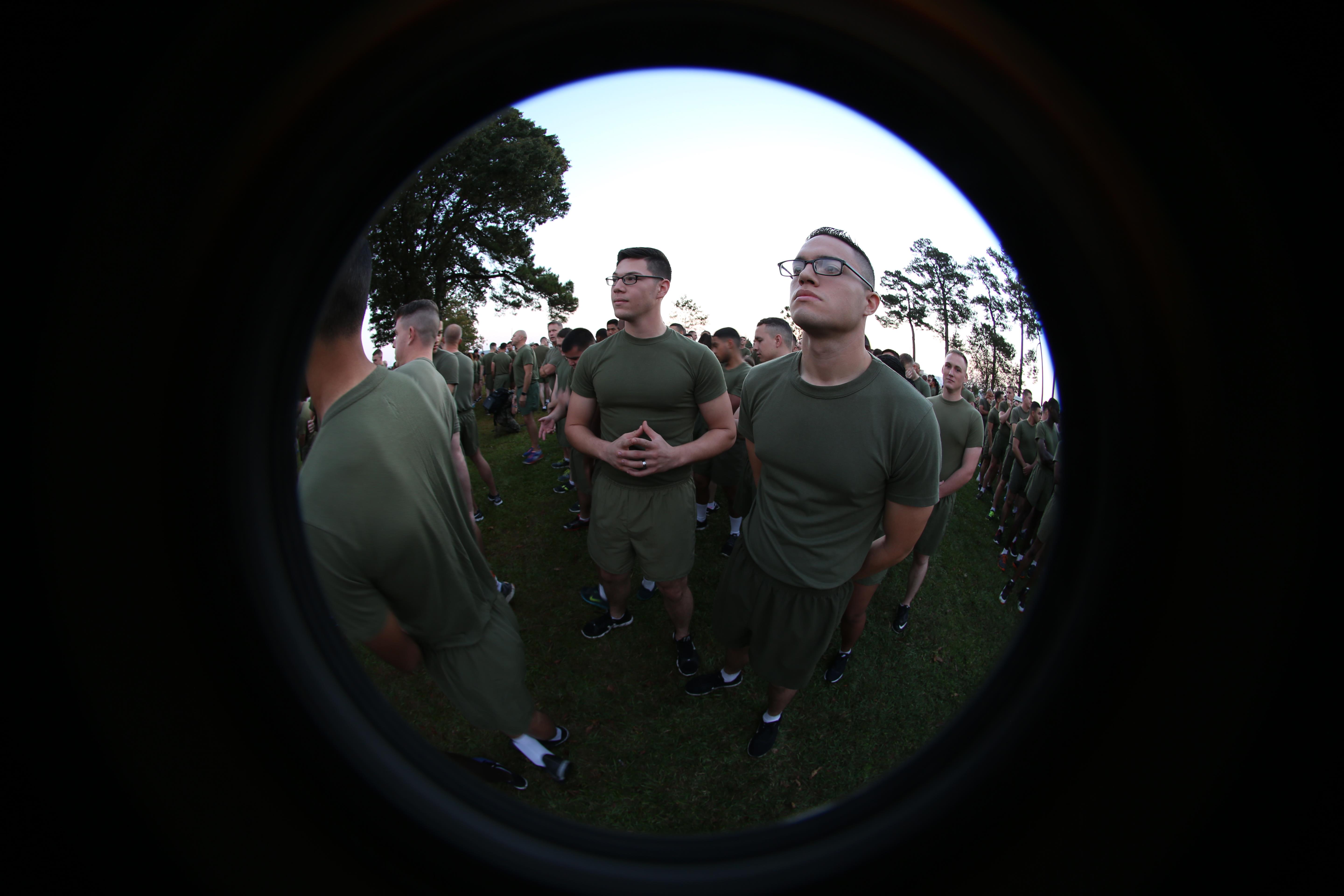 Thousands of service members hit pavement for 241st Marine Corps ...