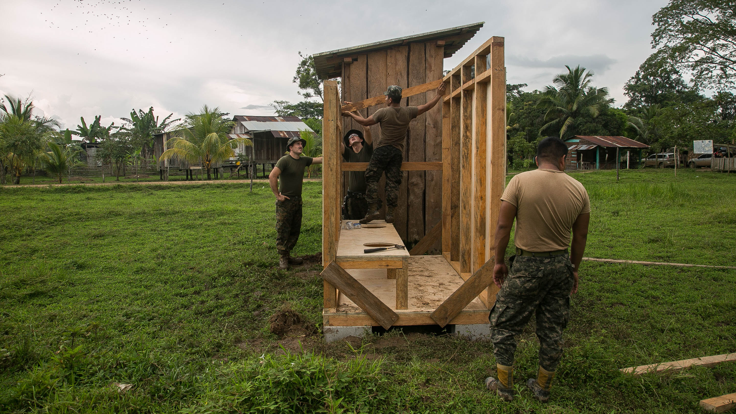 U.S. Marines, Honduran engineers work together during construction ...