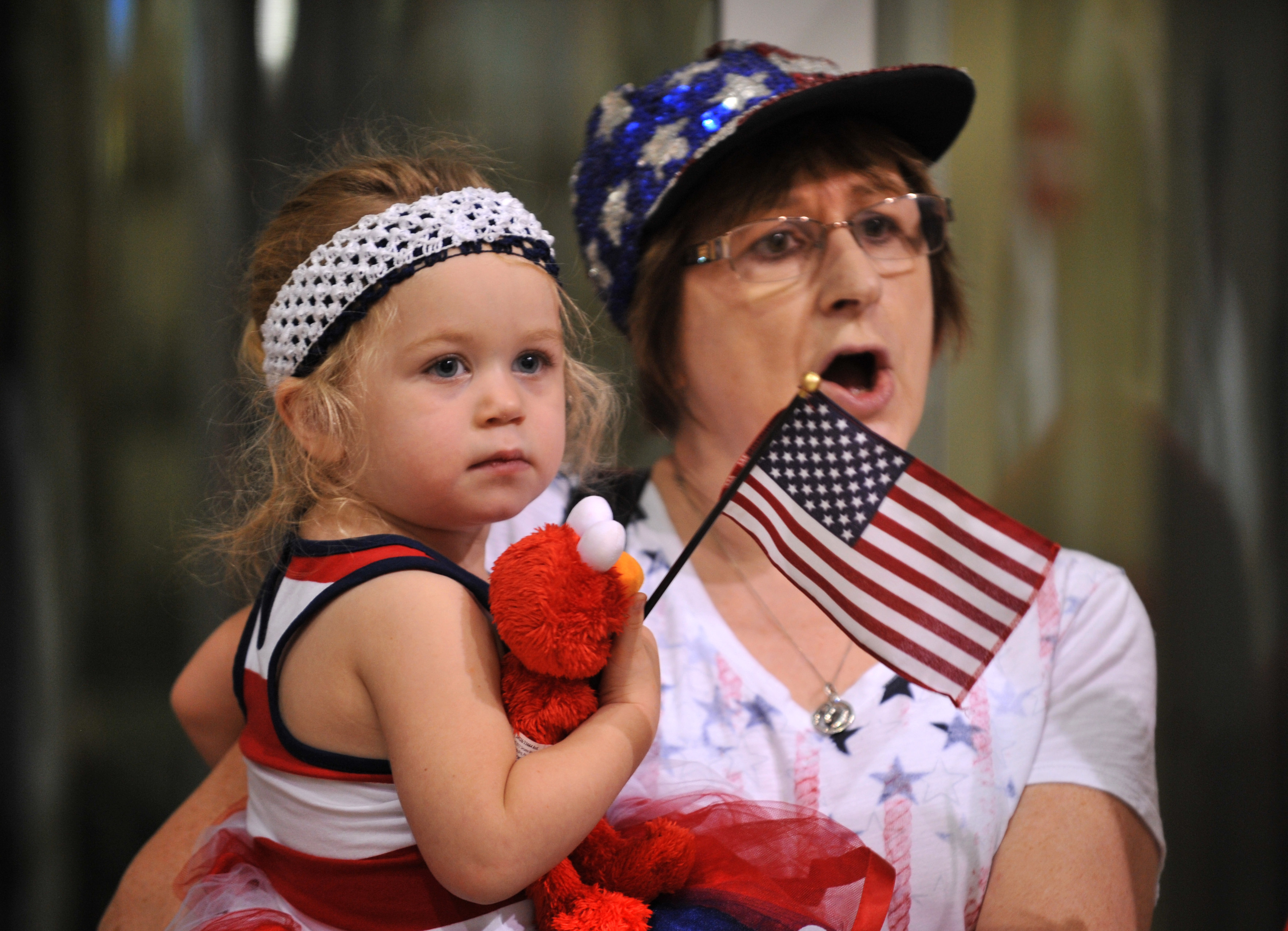 Honoring our war veterans: Community gathers to give war veterans ...