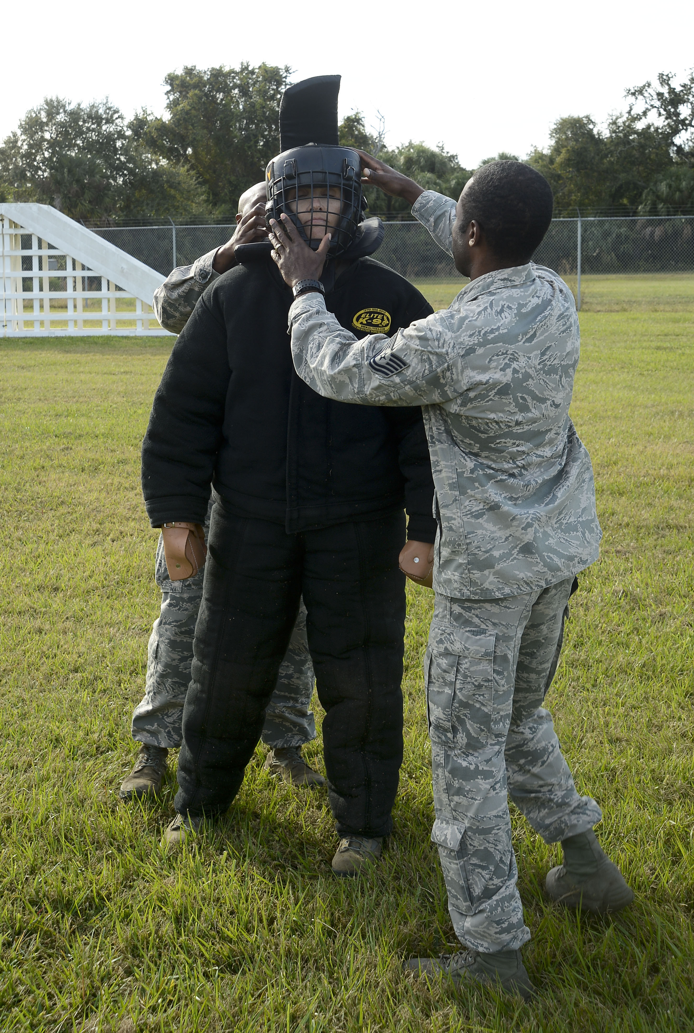 Base Leadership visits MWD during 6th SFS immersion