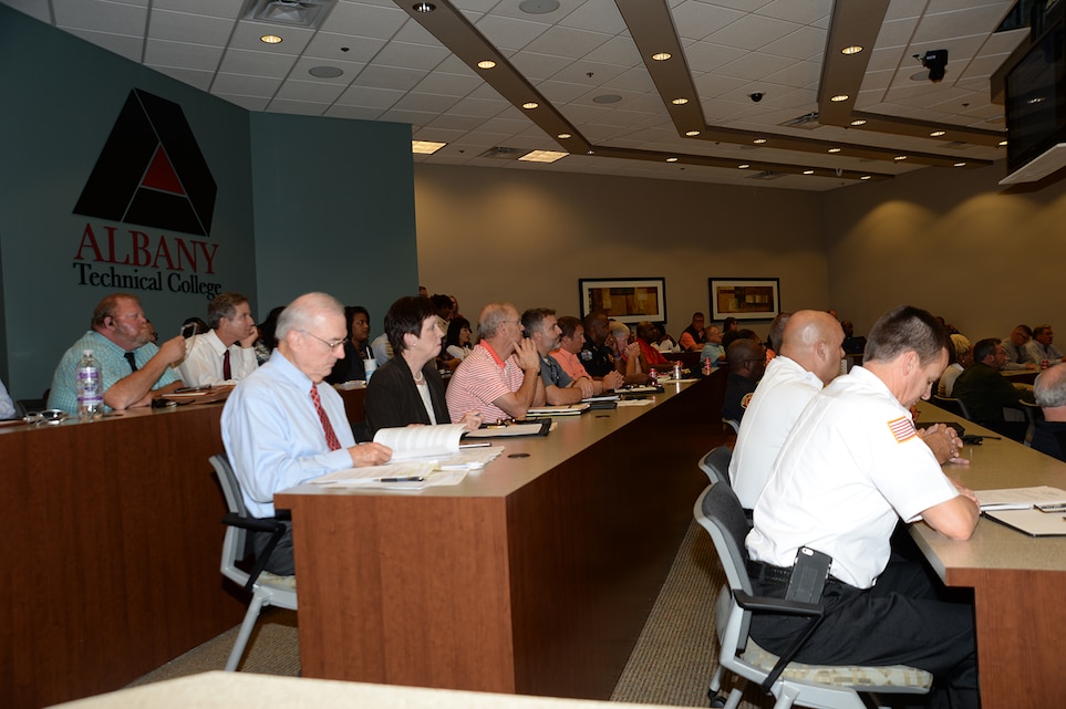 MCLB Albany strengthens ties through community partnerships > Marine ...