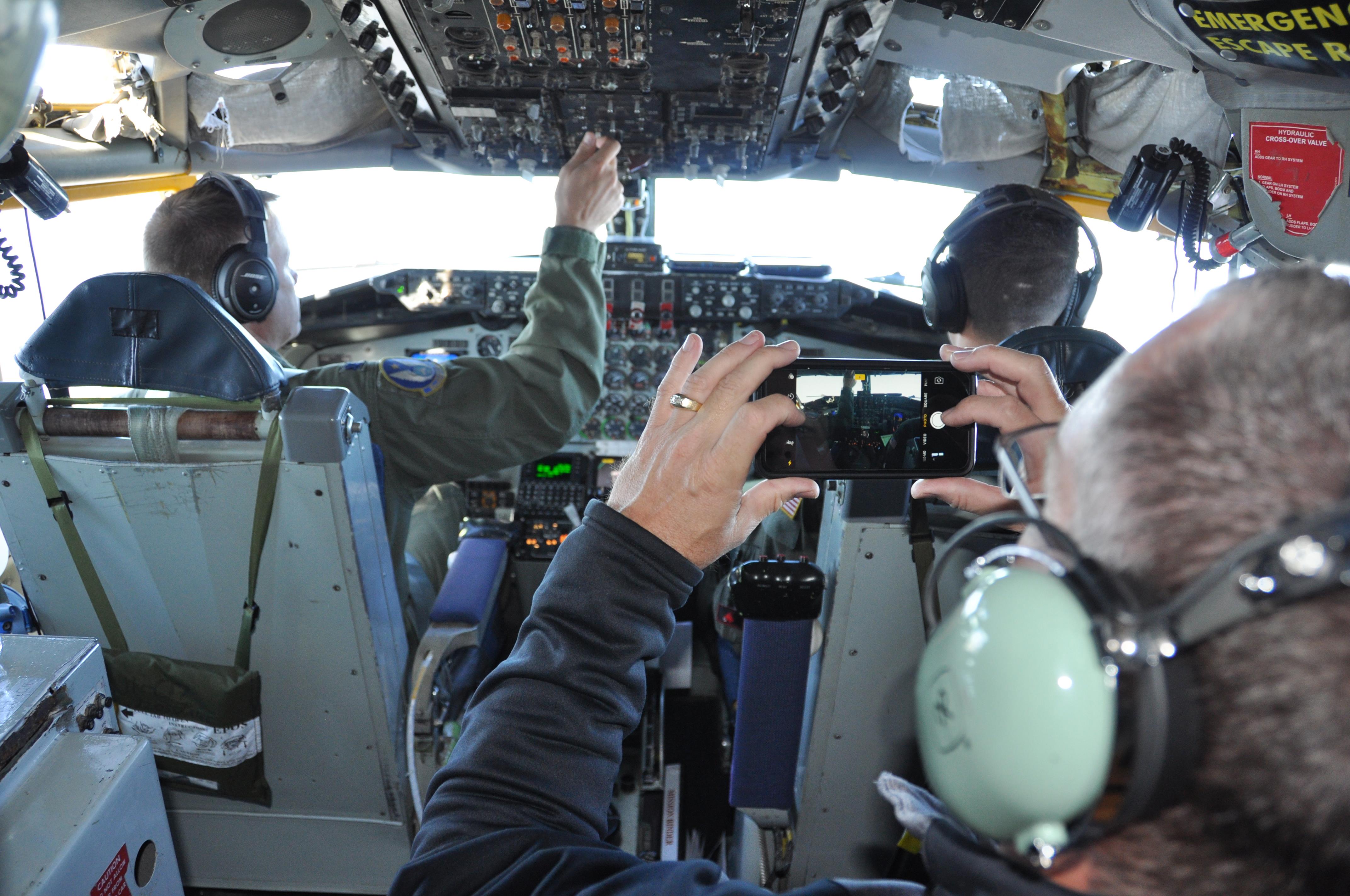 Team Whiteman hosts civic leader tour > 442d Fighter Wing > Article Display
