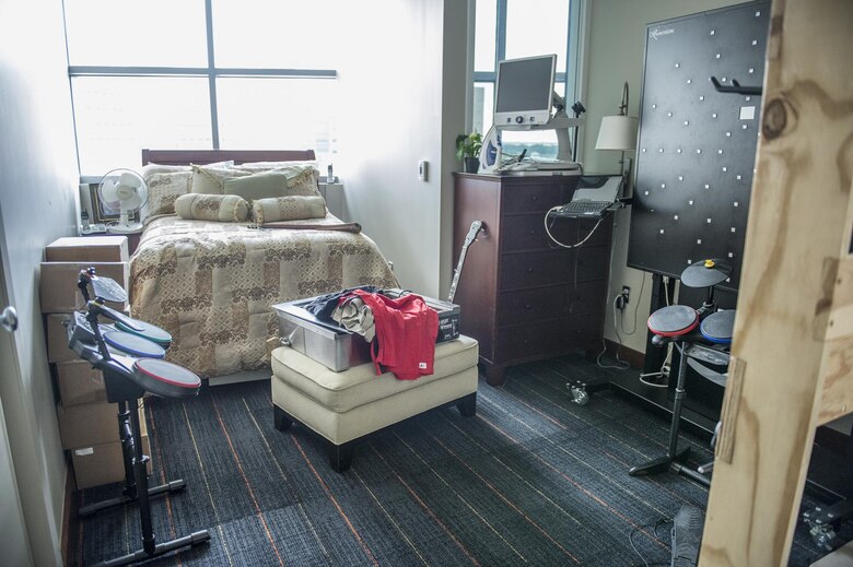 Unique rehab center gets injured Airmen back on duty > Air Education ...