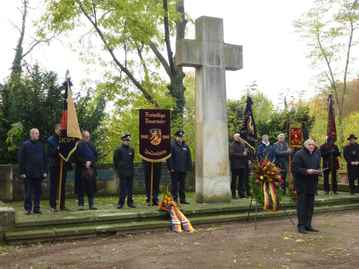 4th ASOG Airmen honor fallen German soldiers > U.S. Air Forces in ...