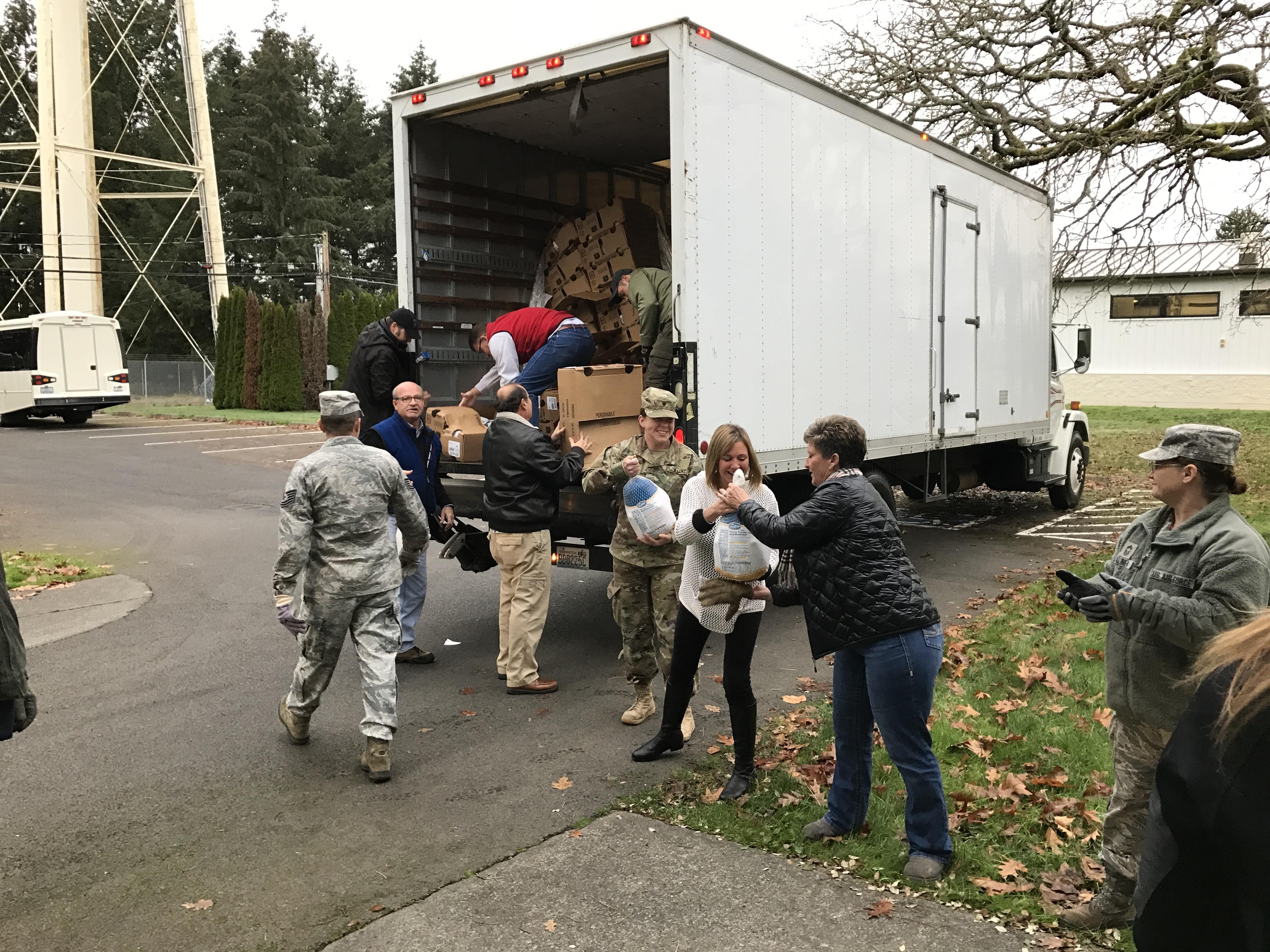 Operation Turkey drop a success > 446th Airlift Wing > News