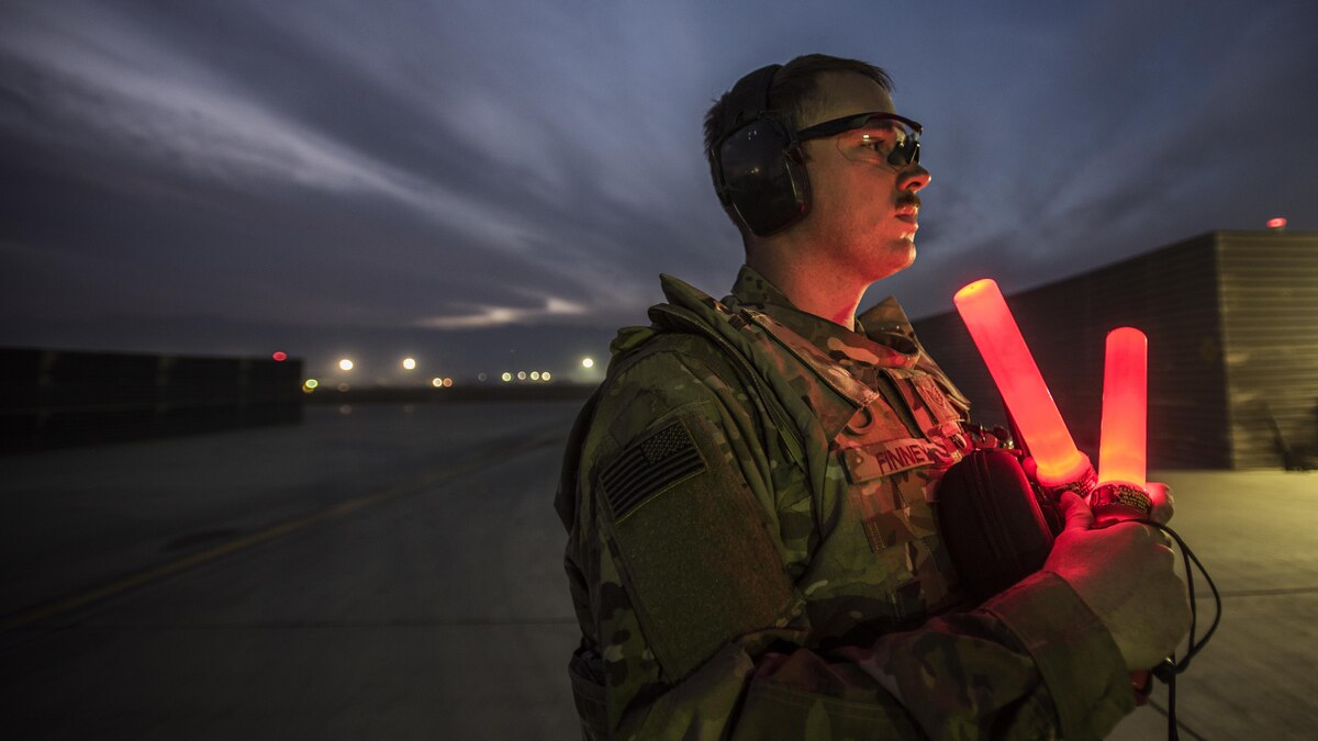 455th EAMXS keeps Vipers flying > Shaw Air Force Base > Article Display