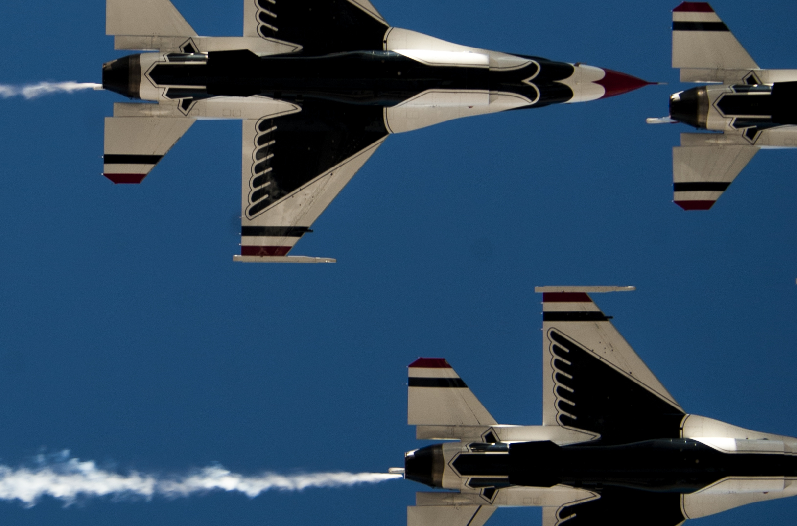 Thunderbirds perform in last show of the year
