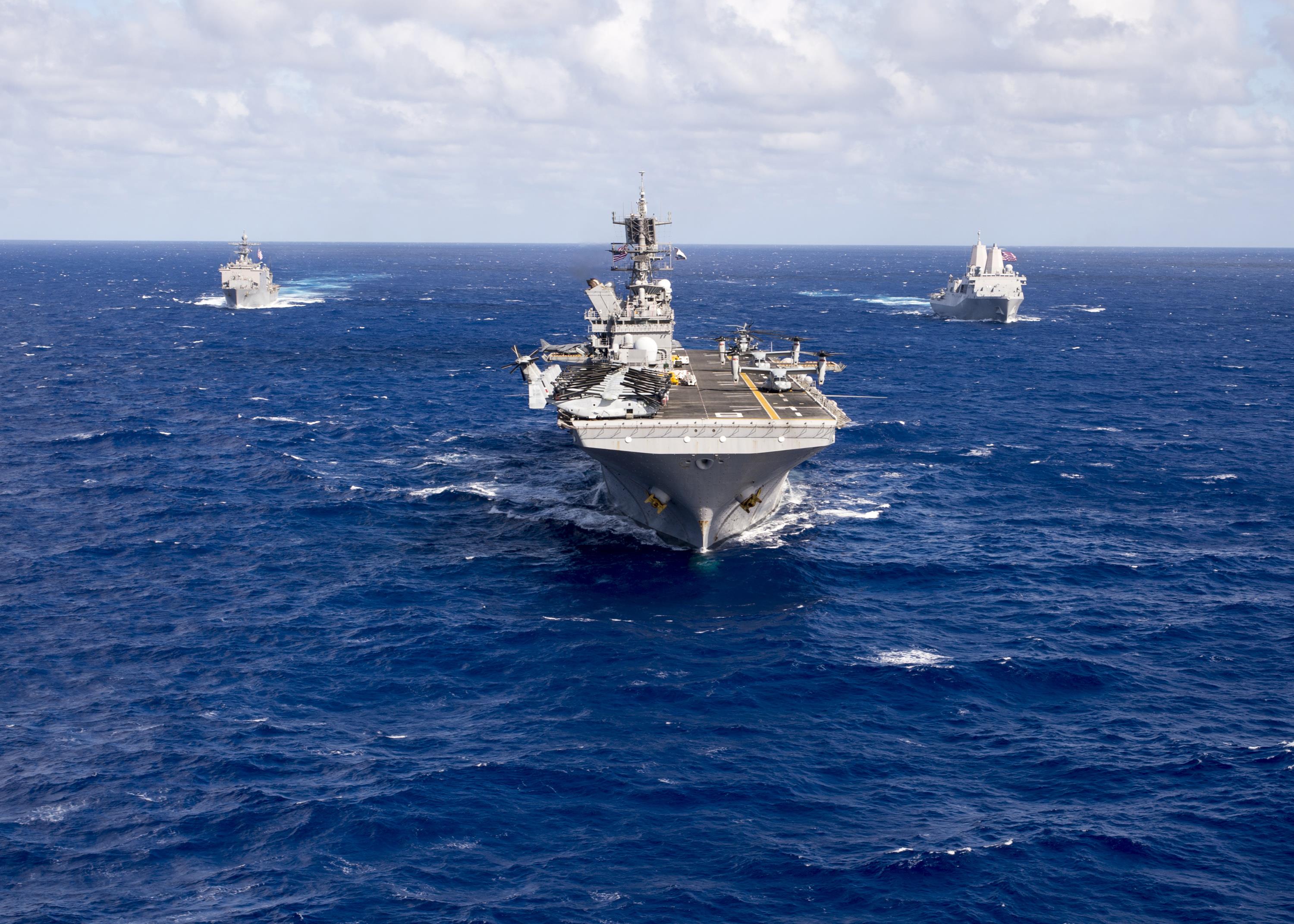 Makin Island ARG, 11th MEU Enter 7th Fleet > United States Navy > News ...