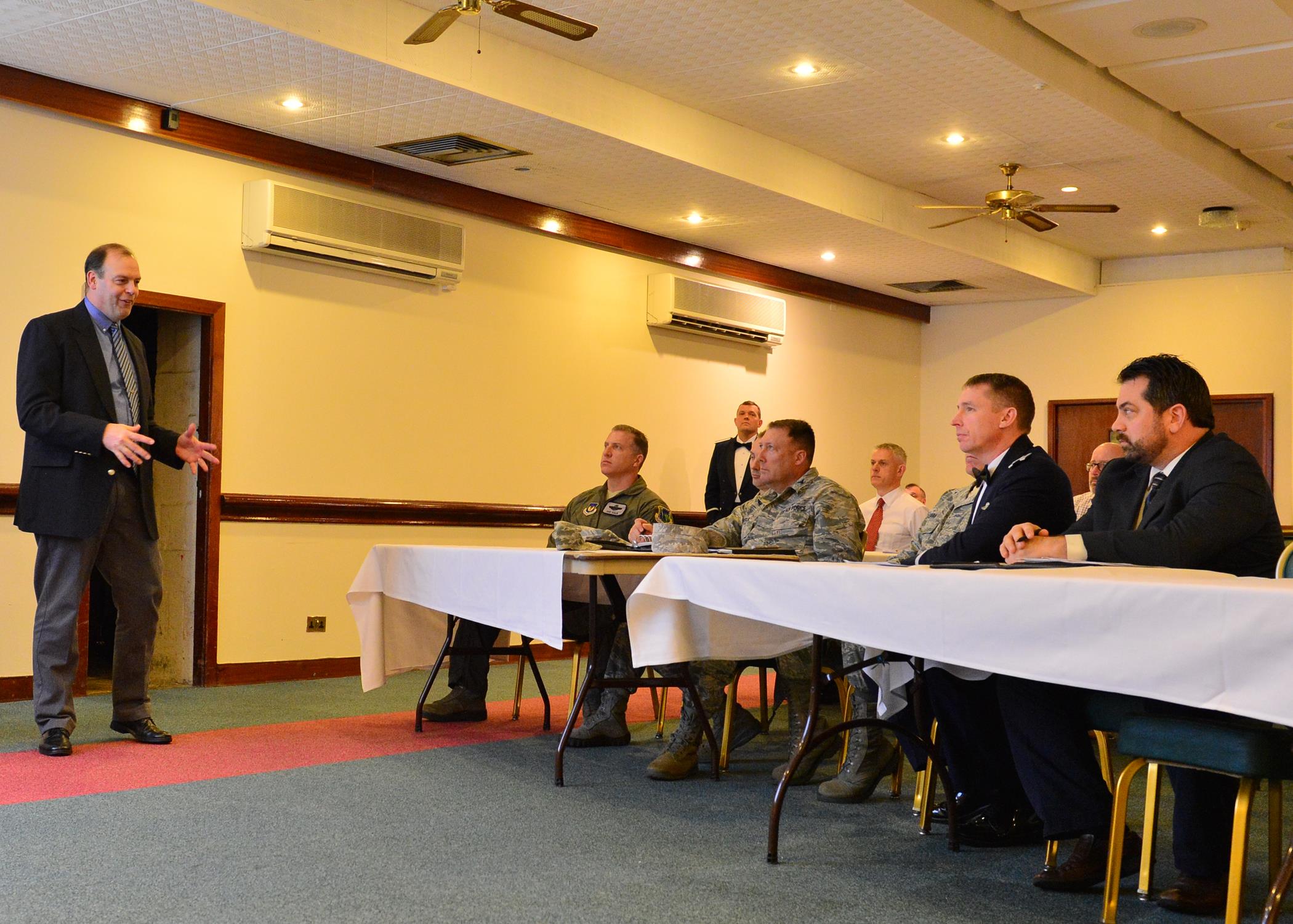 Task force preps 48th FW for F-35 mission > U.S. Air Forces in Europe ...