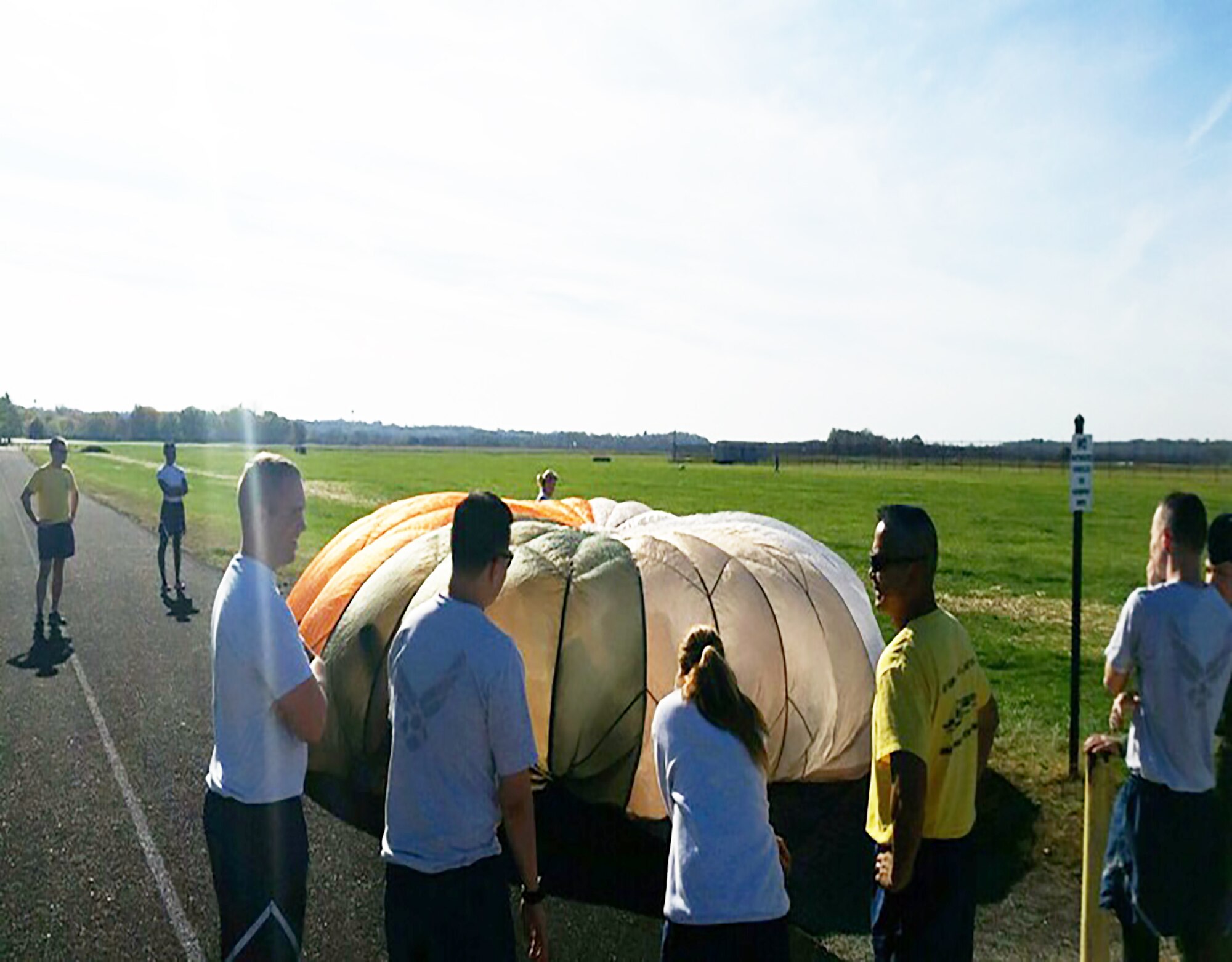 445th AES Airmen participate in team building exercises > 445th Airlift ...