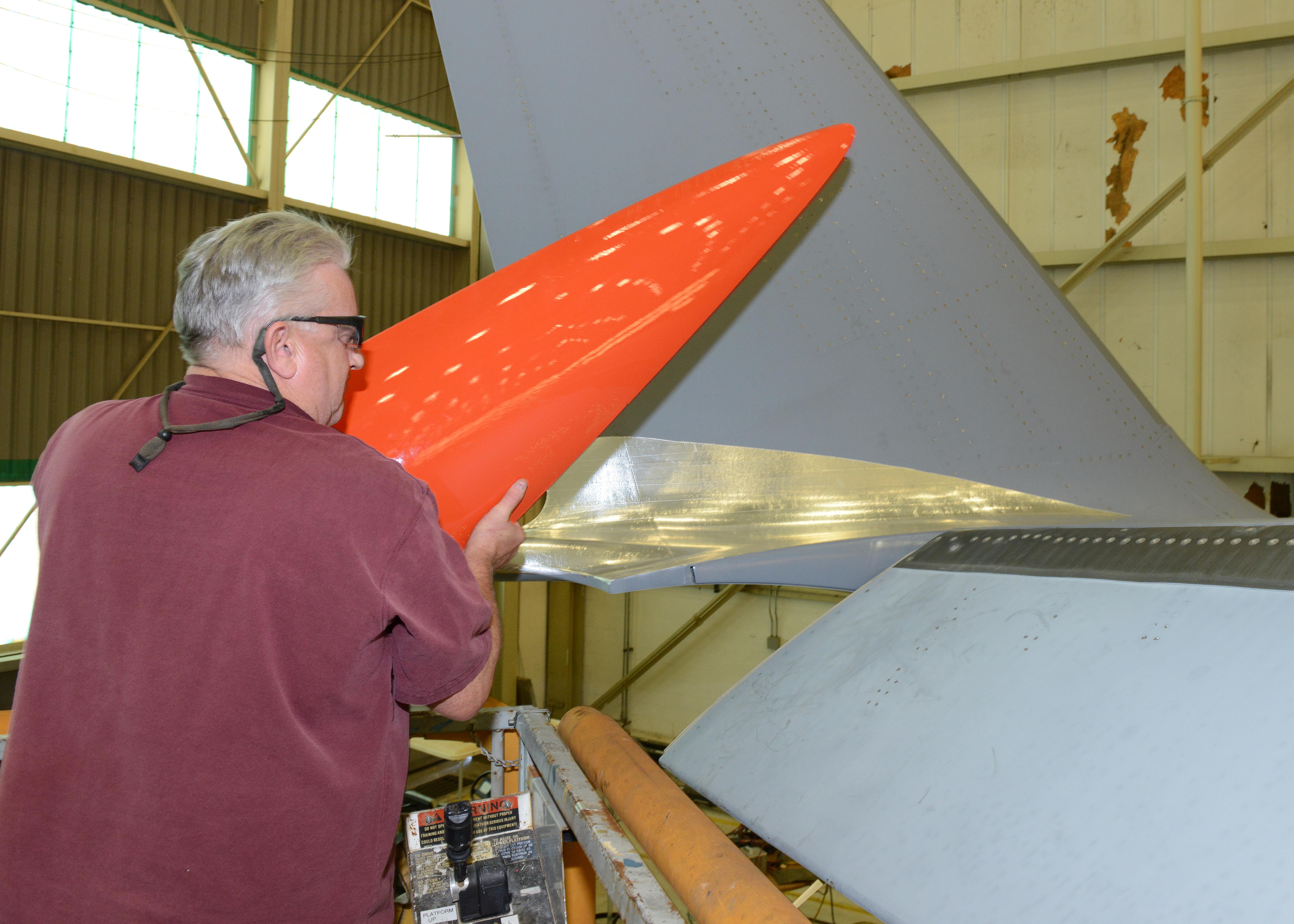 Final phase of C-17 drag reduction testing underway > Edwards Air Force ...