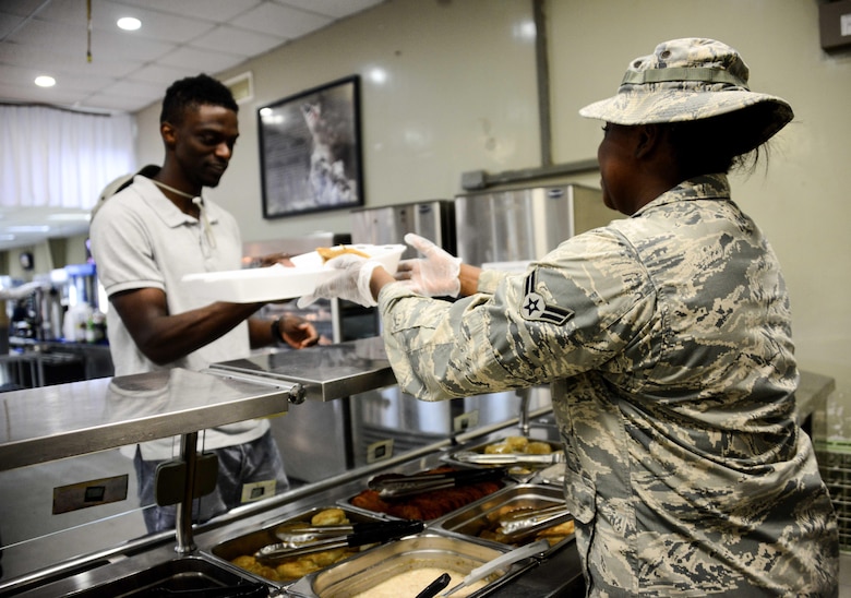 Food services feed the fight > U.S. Air Forces Central > Article Display