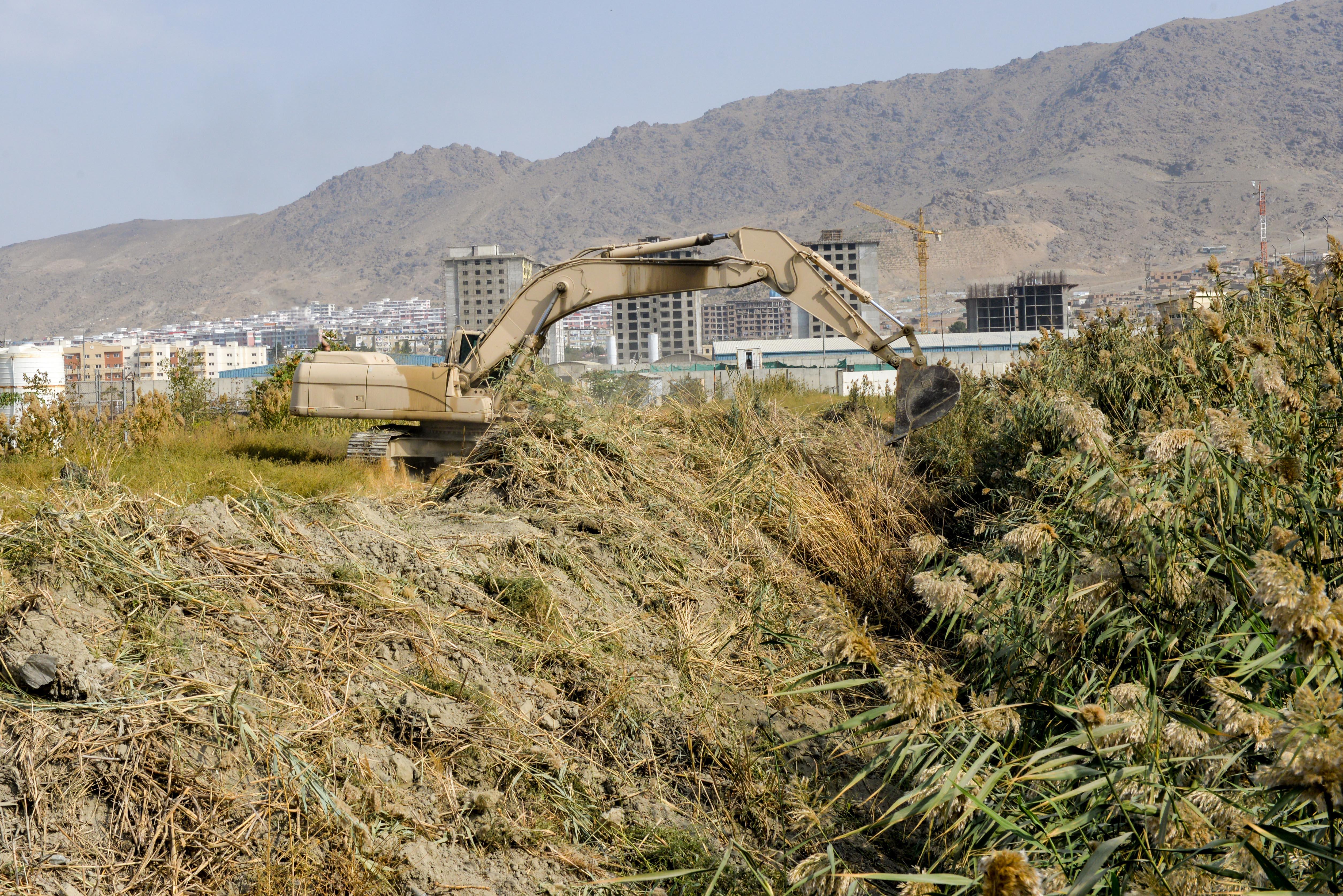 Engineers clear field > U.S. Air Forces Central Command > News