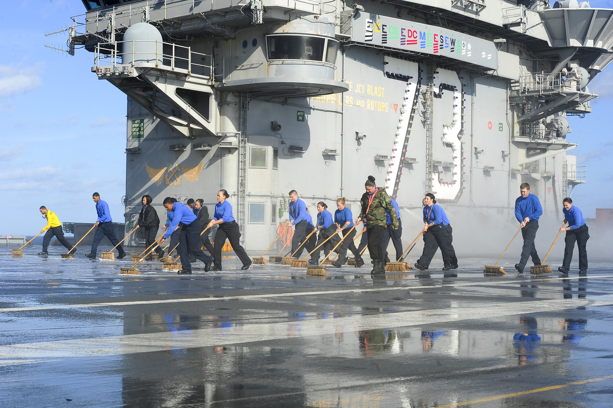 GW Wraps Up Busy 2016 > United States Navy > News Stories