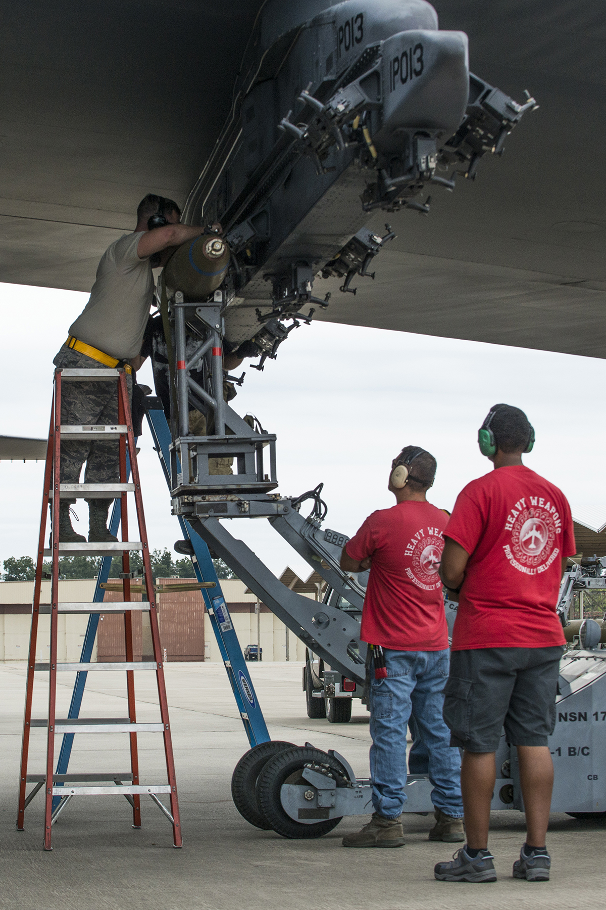 Weapons loaders keep up certification
