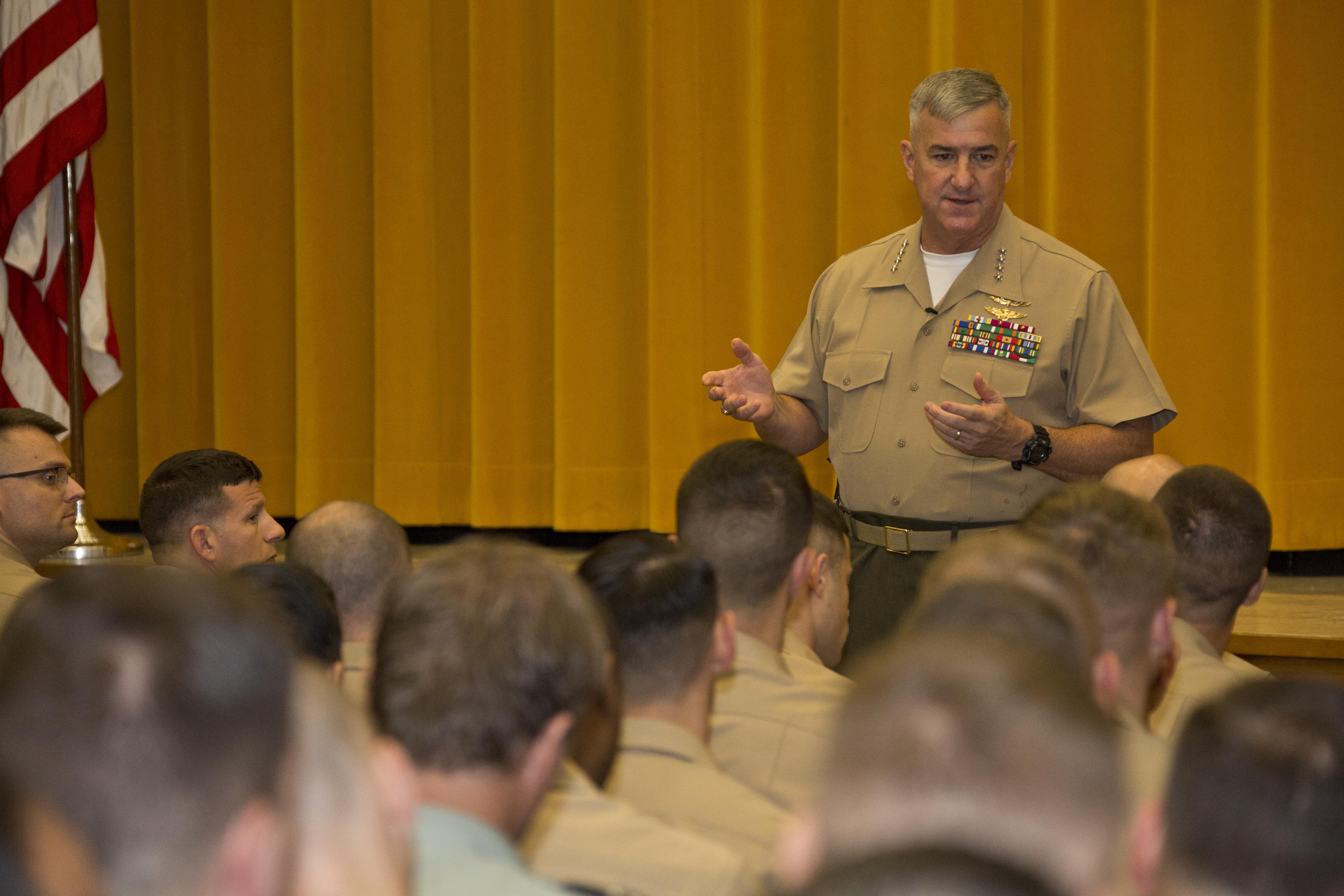 ACMC Speaks to Students attending Marine Corps Expeditionary Warfare School