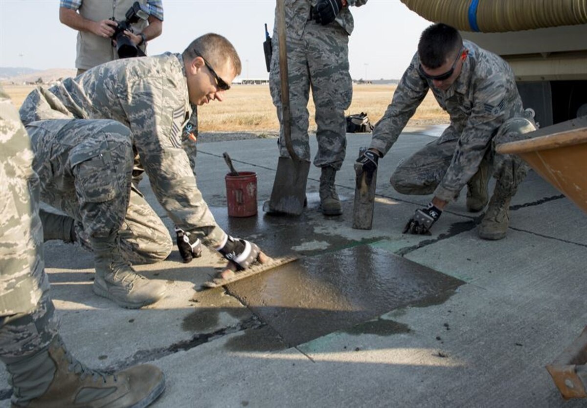 AF engineers repair runway in Iraq > Air University (AU) > Air ...