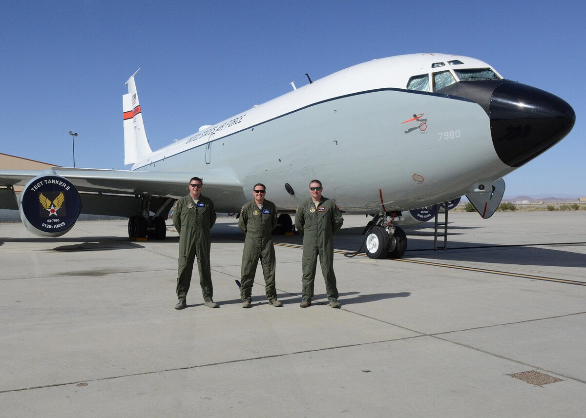 Boom operators help develop new KC-46 system > Altus Air Force Base ...