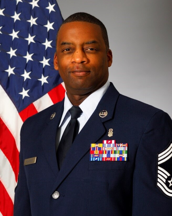CHIEF MASTER SERGEANT BRUCE MCKENZIE
