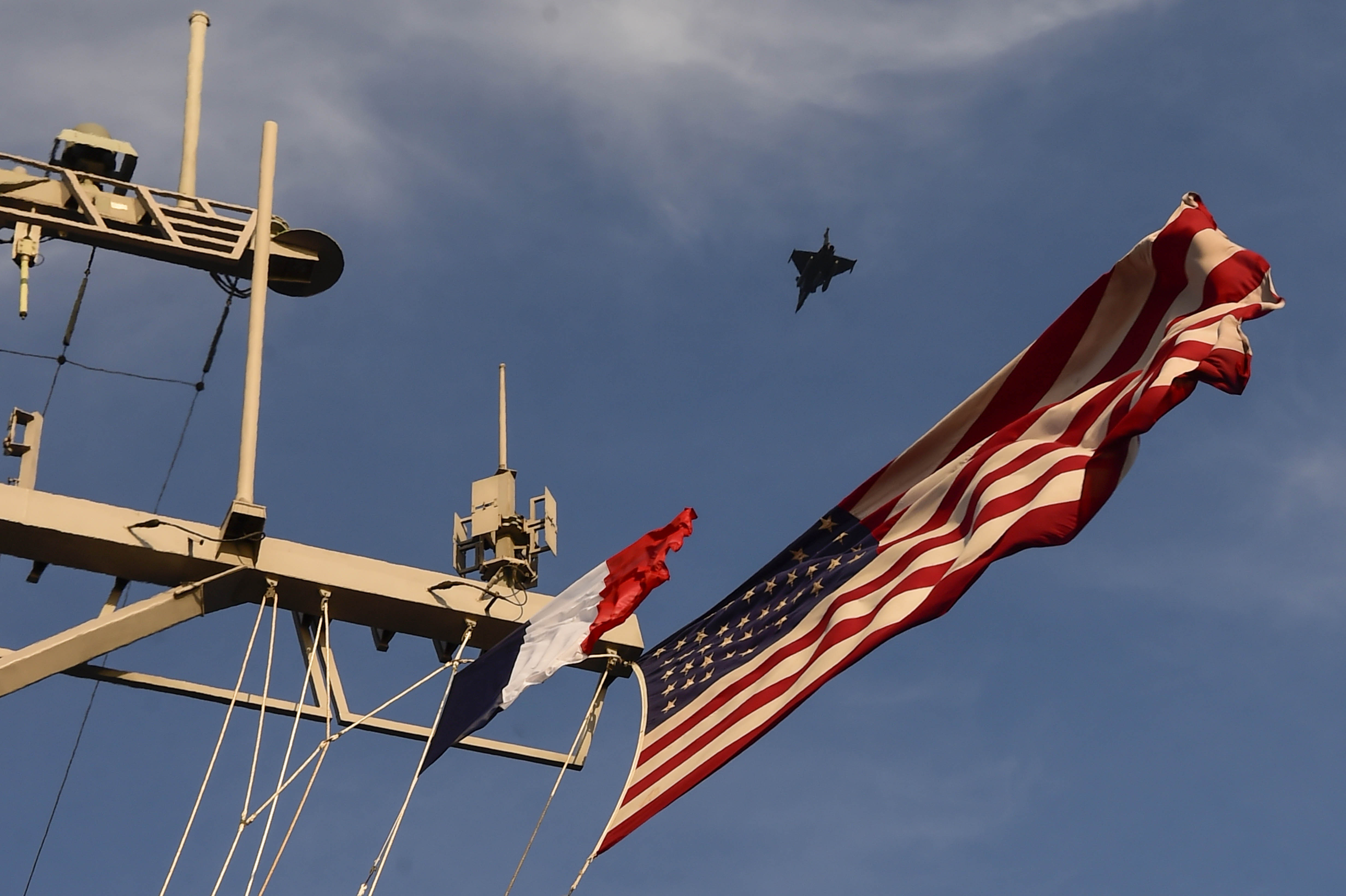 USS Ross Completes Operations with Charles de Gaulle Carrier Strike ...