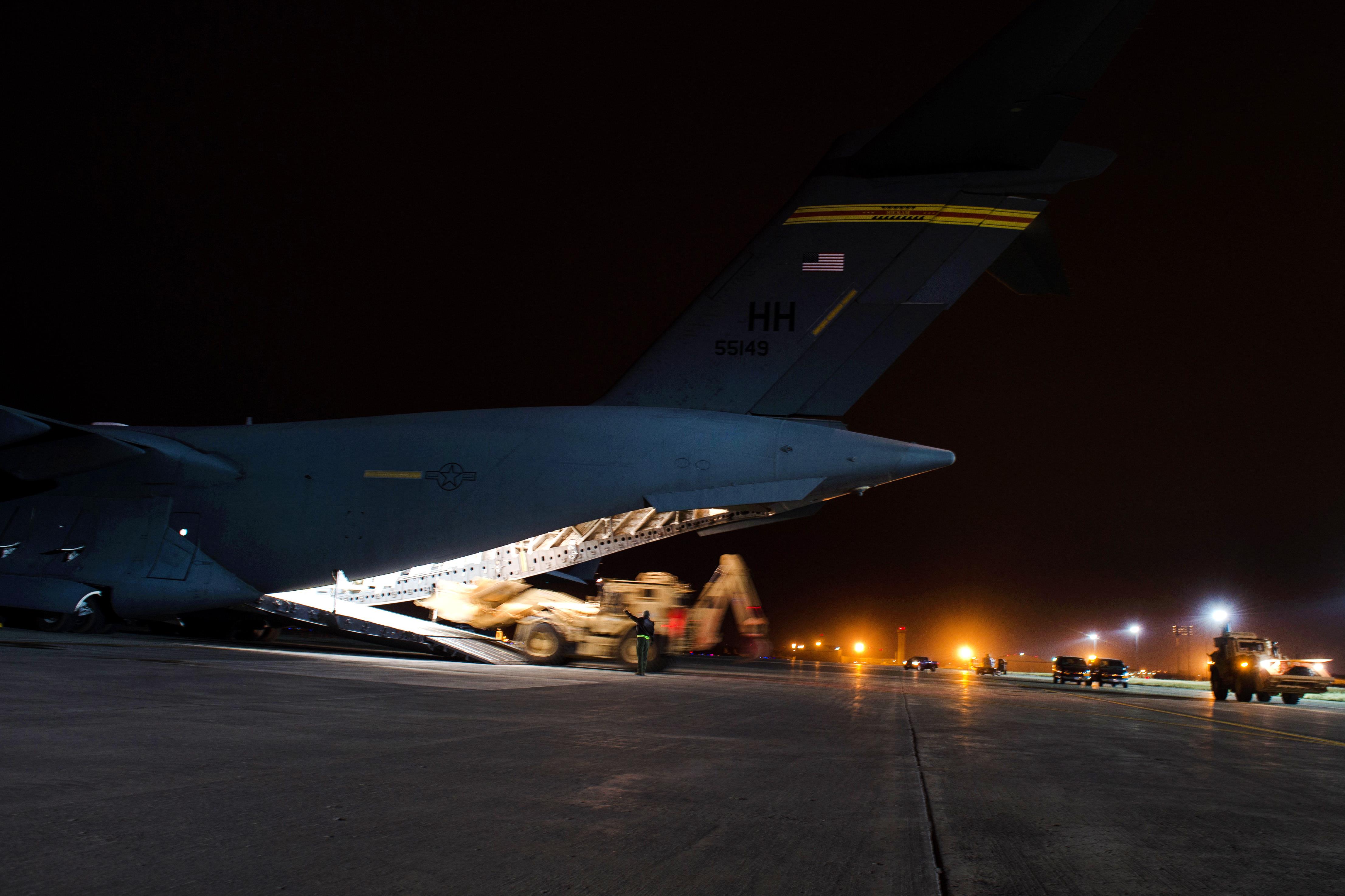 loading a c 17