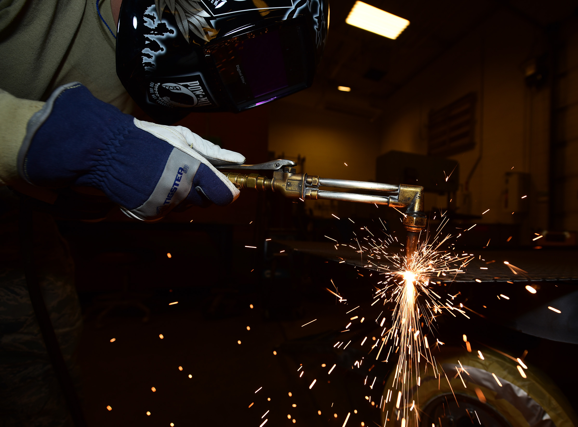 Metals tech shop makes sparks fly