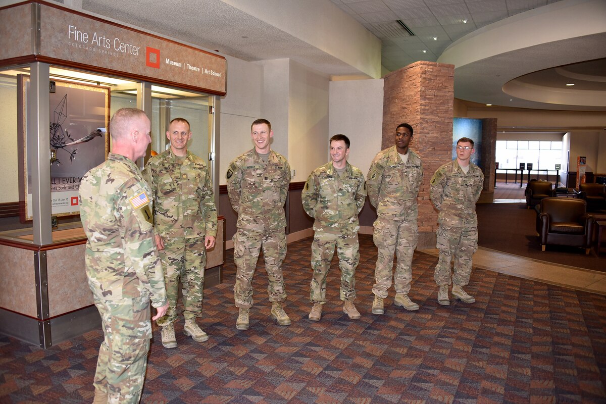 U.S. Army SMDC/ARSTRAT welcomes Soldiers home > Peterson and Schriever ...