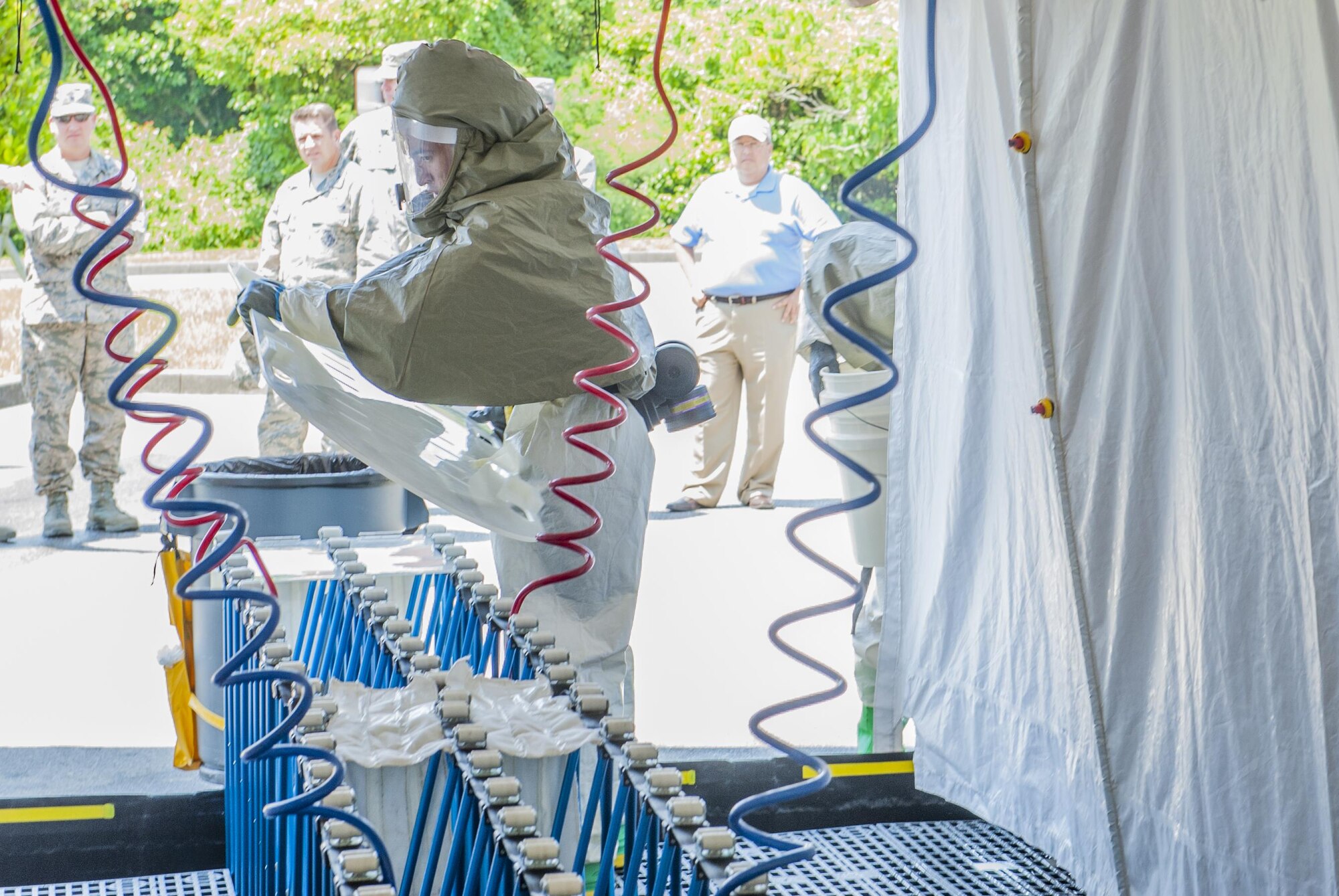 18th MDG performs decontamination exercise > Kadena Air Base > News