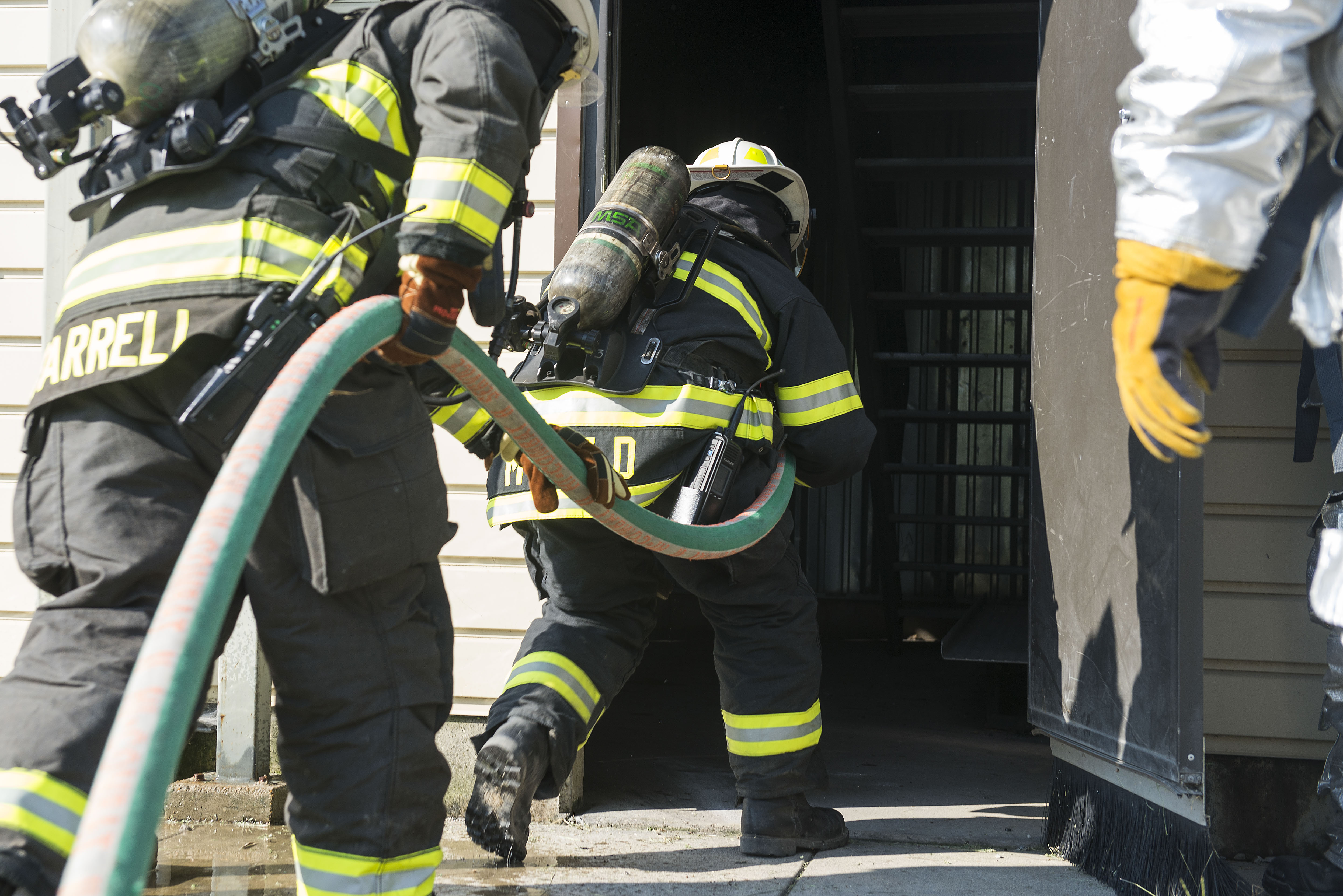 375th CES holds fire training exercise > Scott Air Force Base > News