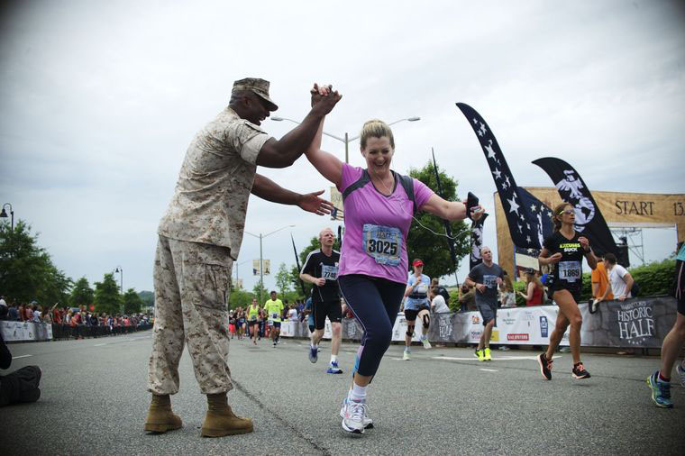 Long-distance runner gets her start at Walk/Run at Work 5K > Marine ...