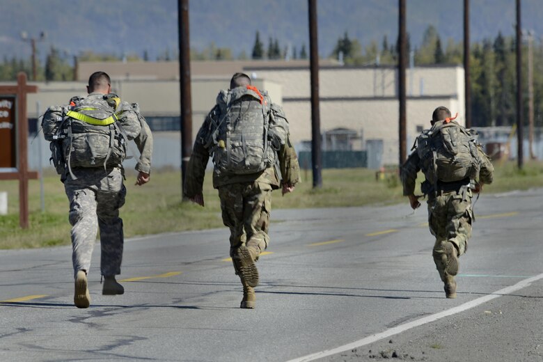 Combat Cross-Country Series 10 Mile Relay > Joint Base Elmendorf ...