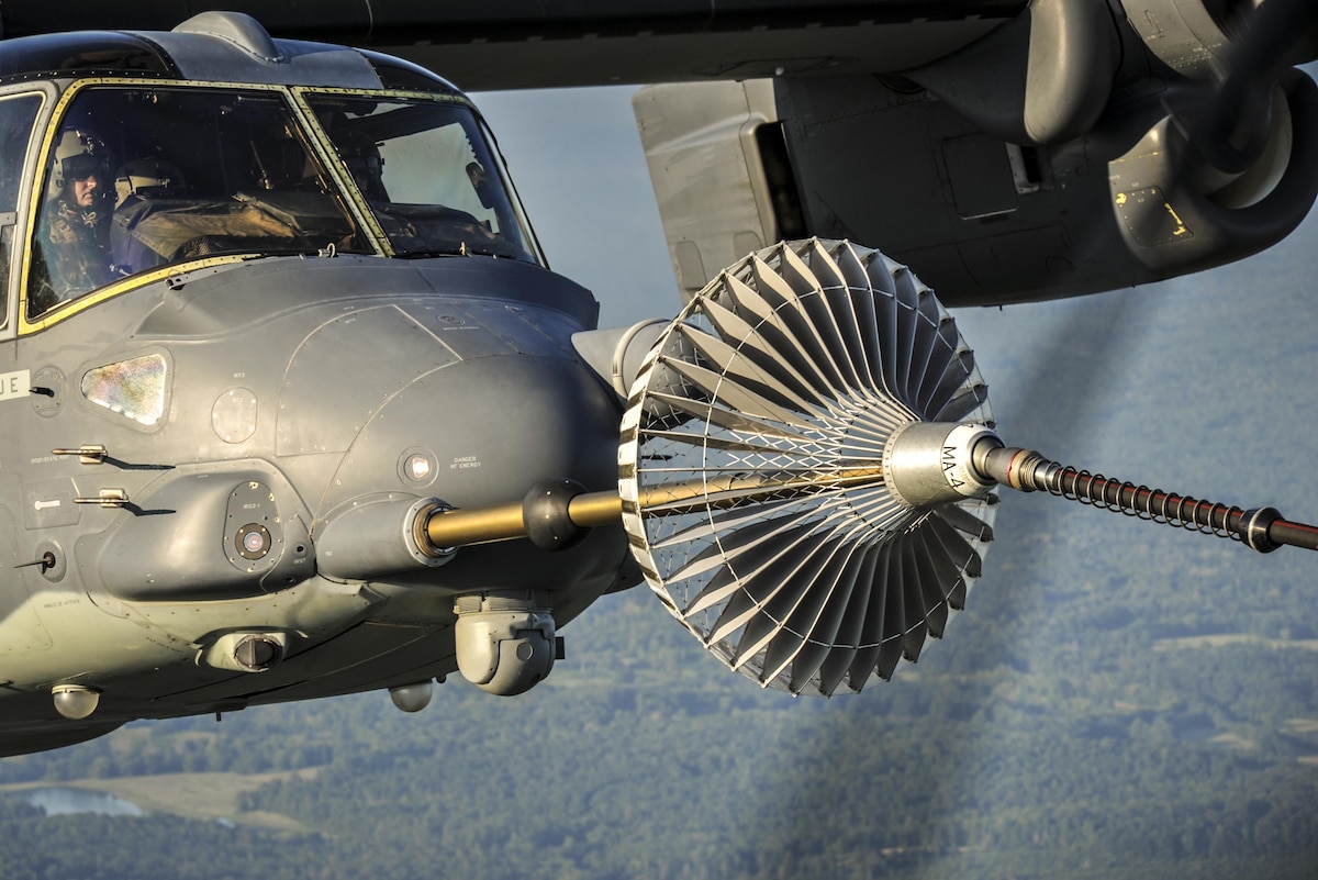 Ospreys' conduct air-to-air refueling mission > Hurlburt Field ...