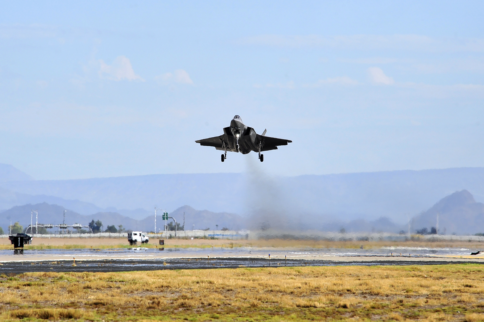Luke achieves 10,000 F-35 flight hours > Luke Air Force Base > Article ...