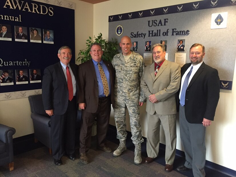 AFSEC hosts the American Society of Safety Engineers > Air Force Safety ...