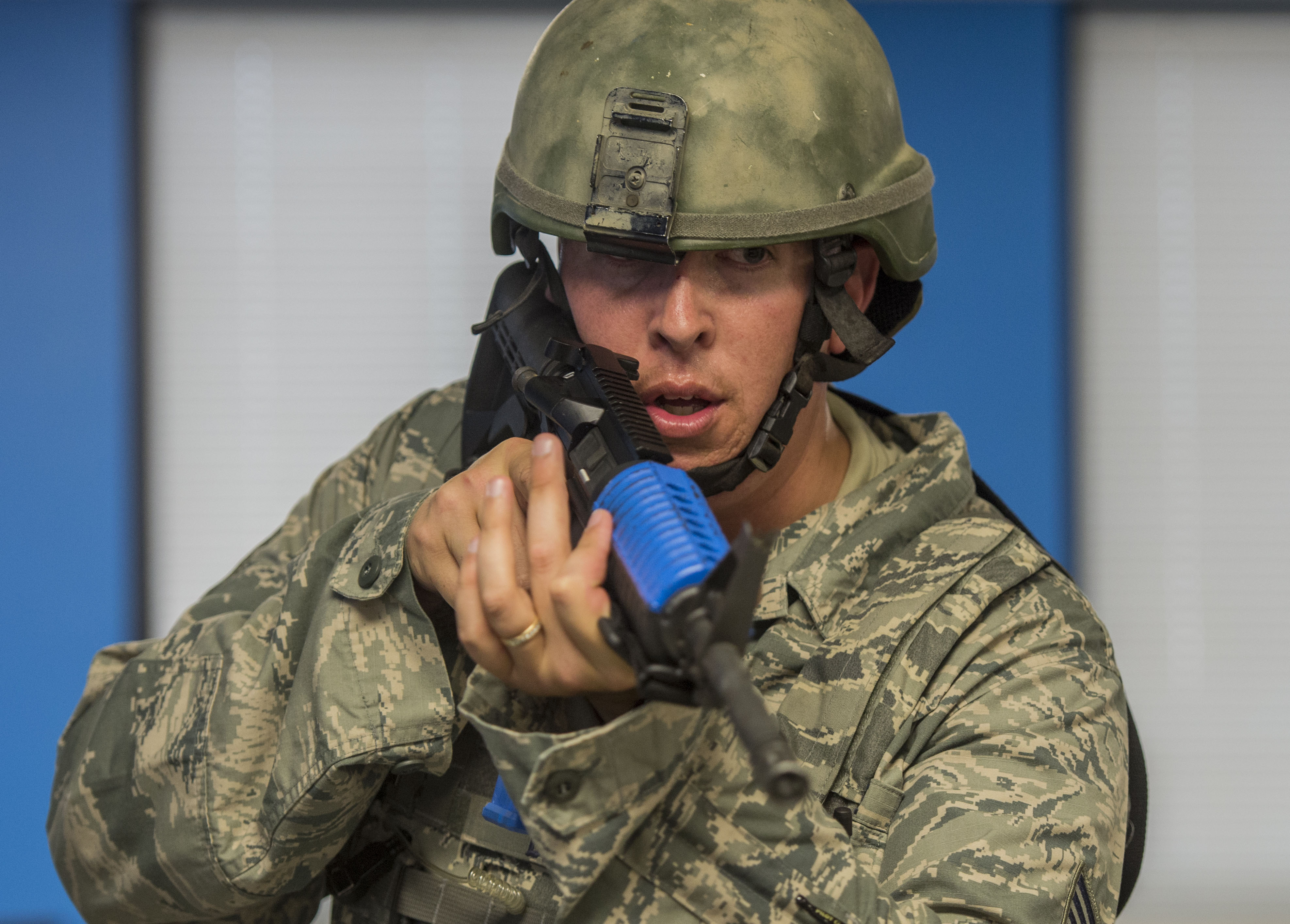 Scott AFB holds active shooter exercise > U.S. Air Force Expeditionary ...